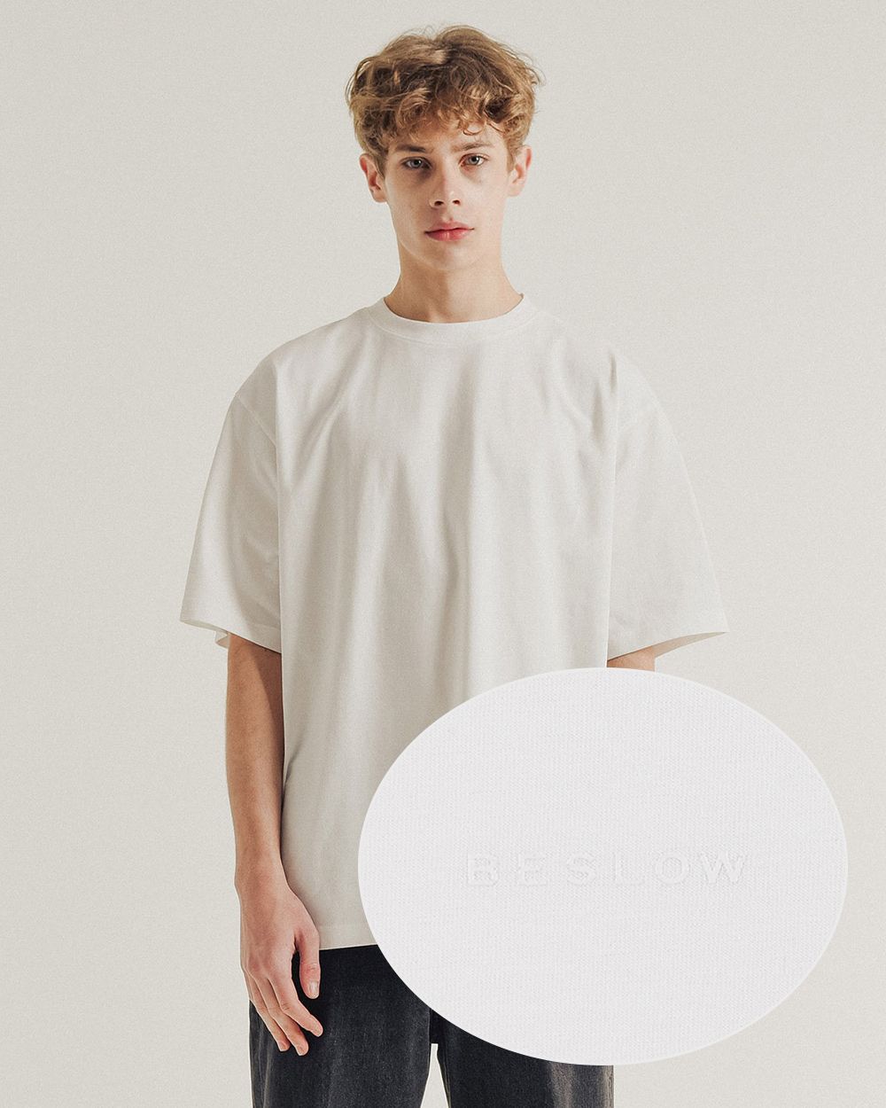 MUSINSA | BESLOW [STANDARD] 21SS BESLOW SMALL LOGO T-SHIRT WHITE
