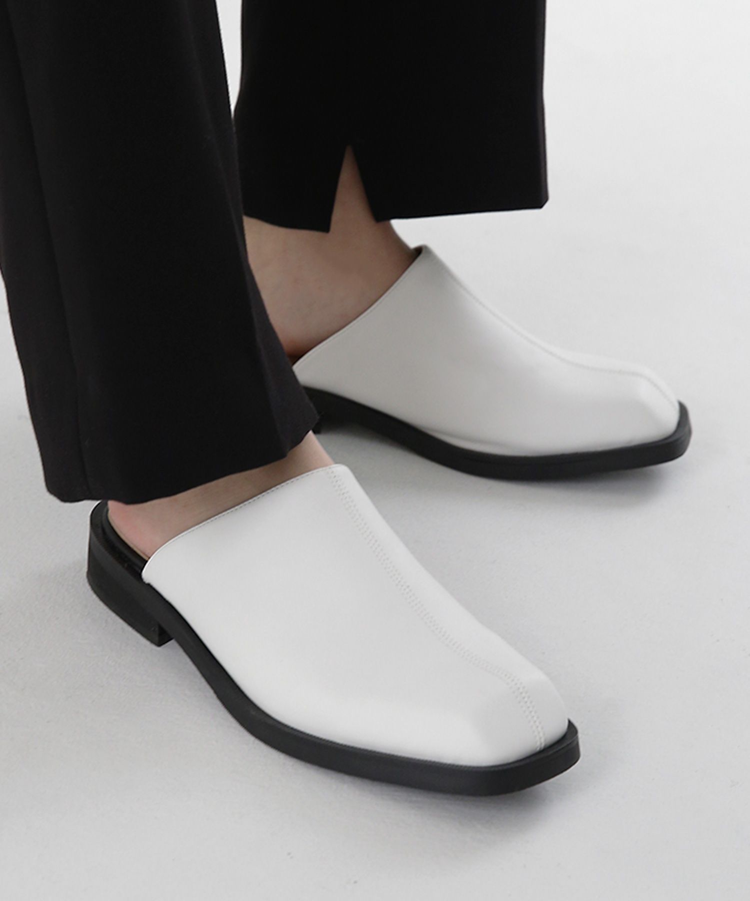 MUSINSA公式 | WE THE ROAD WTRD2204-1 Edu Square Toe Stitch Blooper White ...