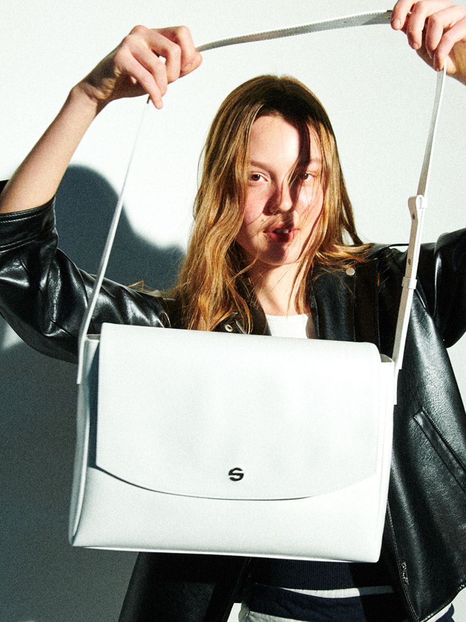 MUSINSA | SEMICODE capture bag - crinkle white