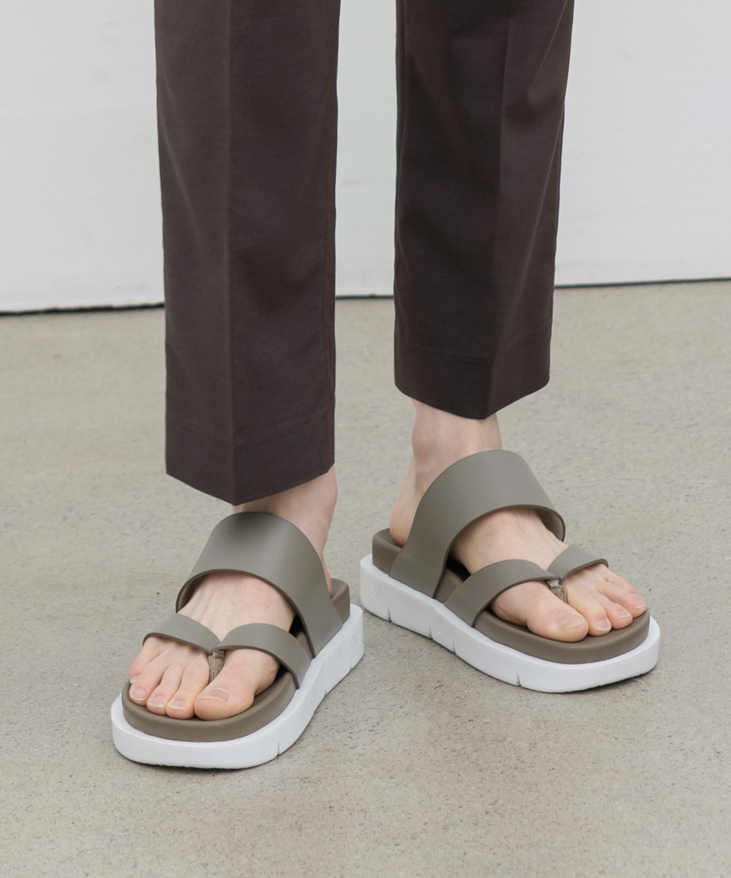 MUSINSA | YASE YASE X DRAWFIT SLIDE LEATHER SAND BEIGE 643