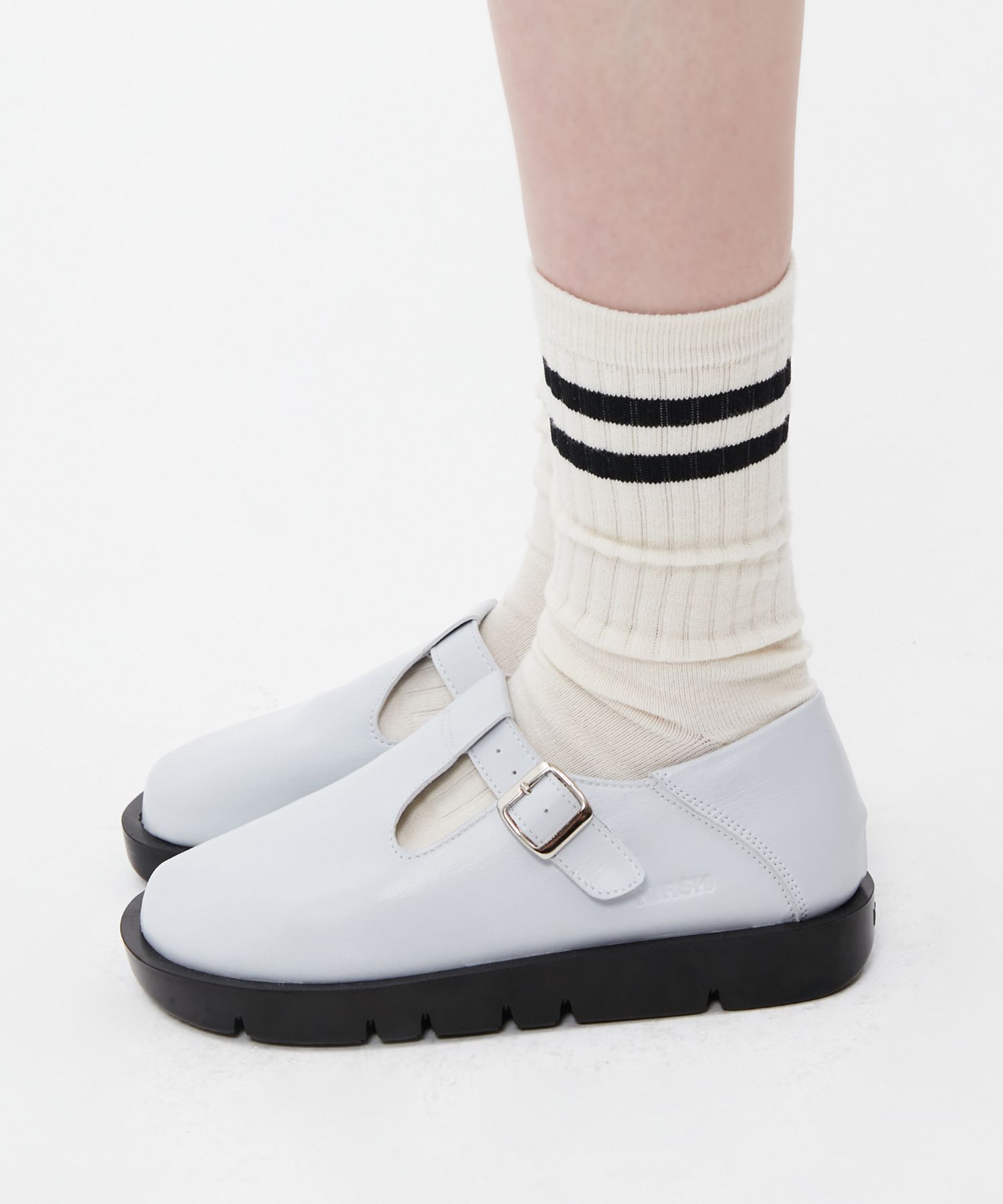 MUSINSA | YASE YASE X KIRSH CLOG LEATHER WHITE 641