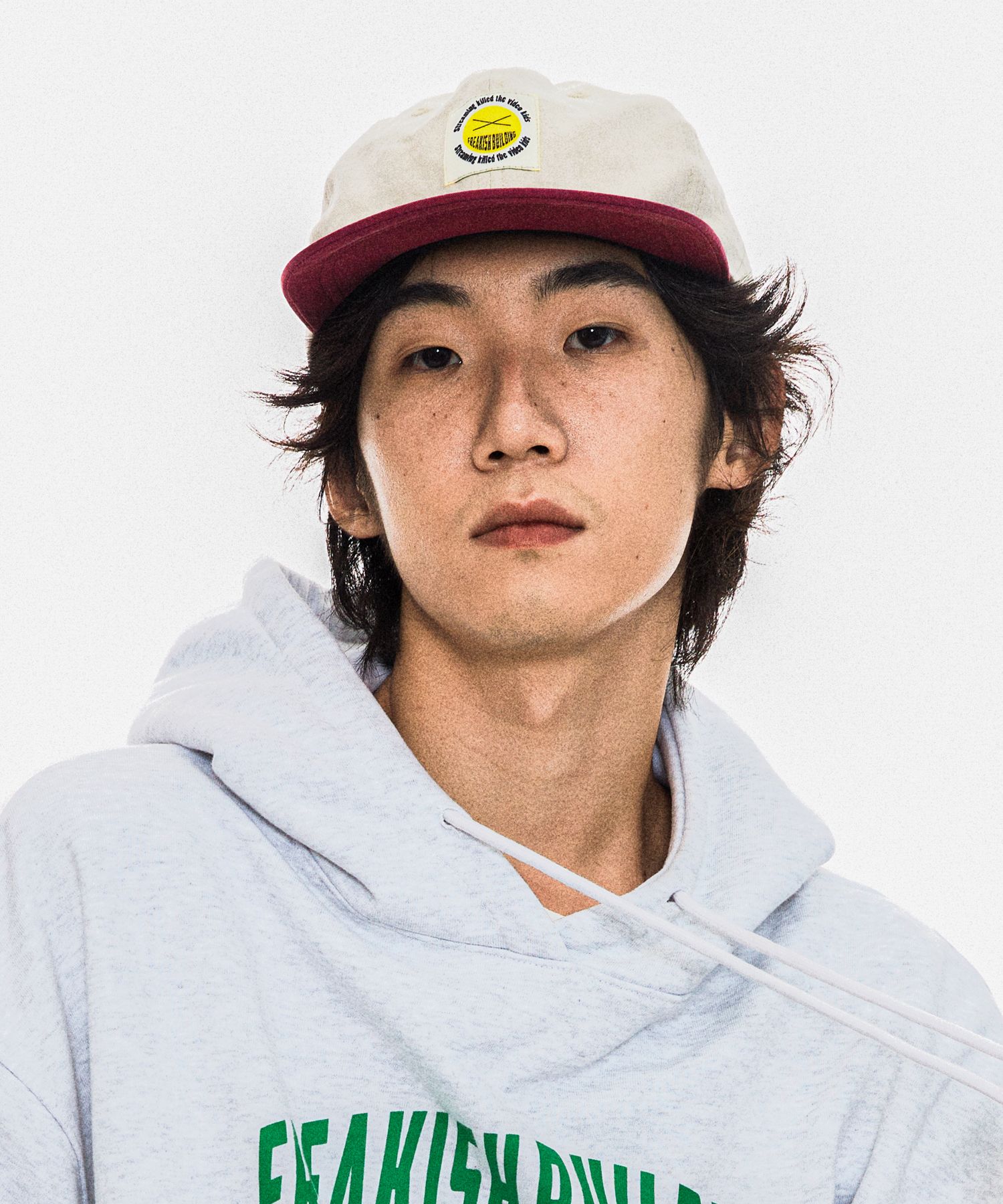 MUSINSA | FREAKISH BUILDING FREAKISH SMILE FLAT CAP (BURGUNDY)