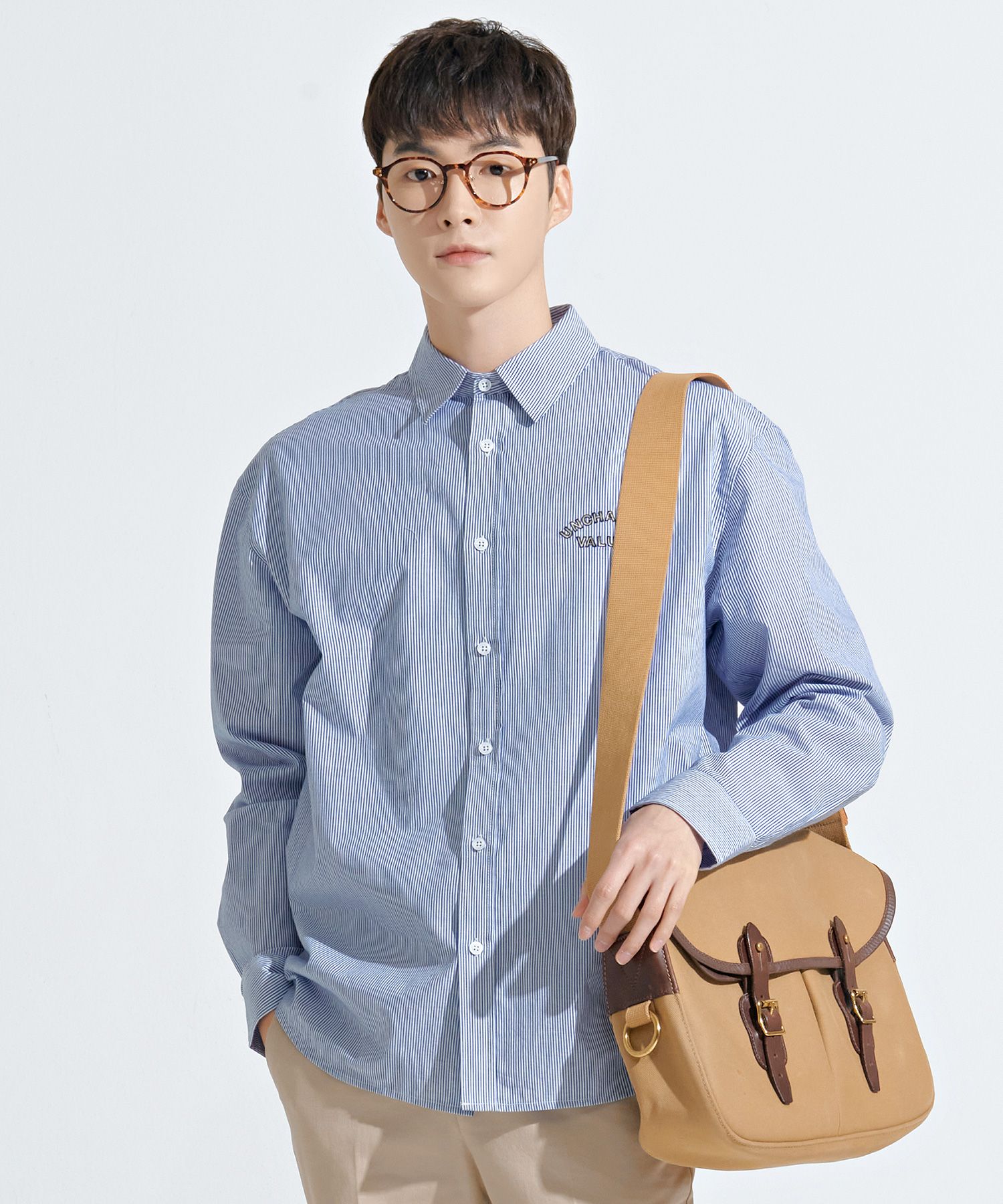 MUSINSA | CHASECULT Men's Overfit Wappen Point Shirt-BAAK5415B0N
