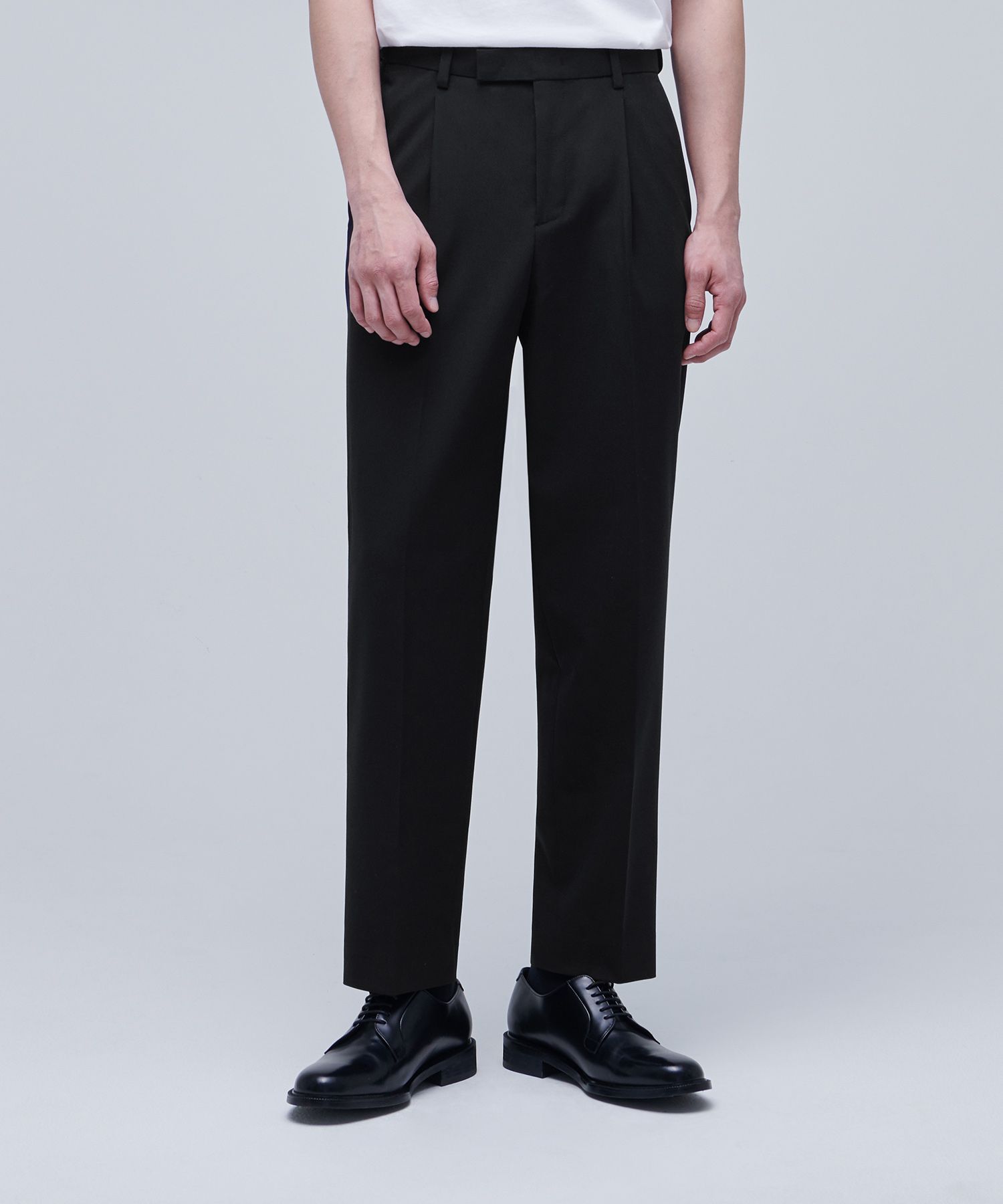 MUSINSA | MUSINSA STANDARD Recycle One-Tuck Relaxed Taper Hidden ...