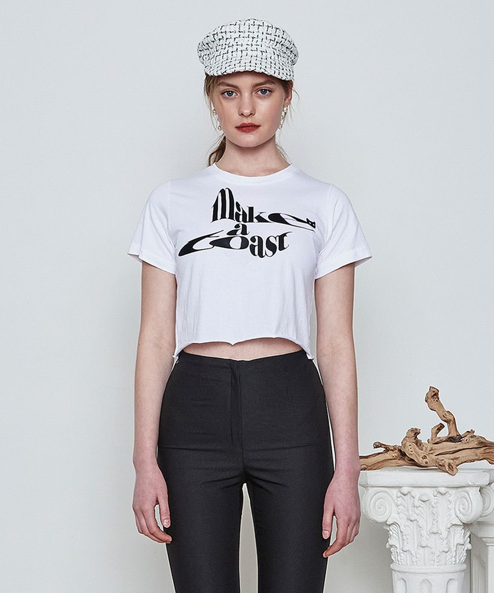 MUSINSA公式 | MAKE A TOAST Cropped Logo T-Shirt – White & Black