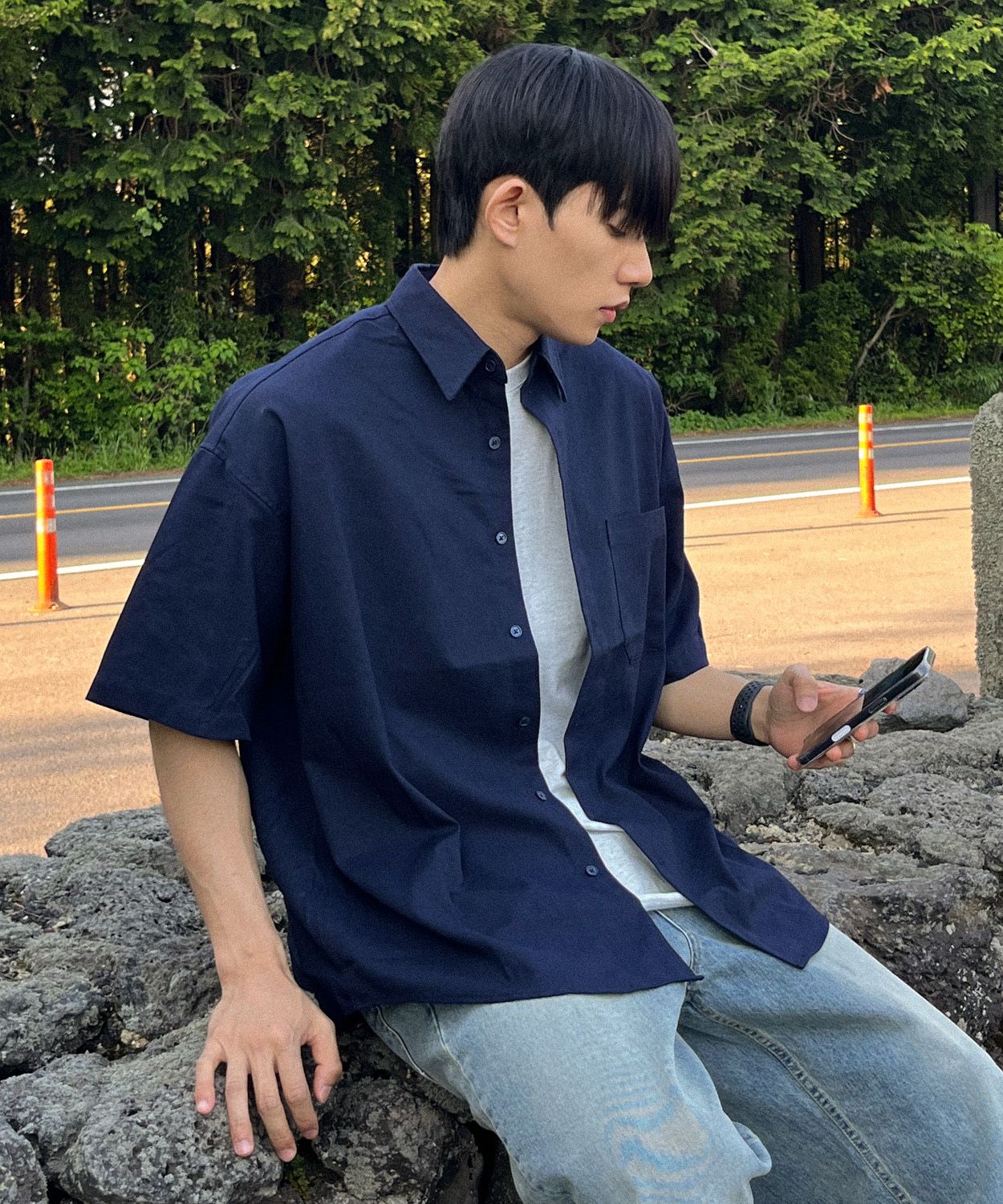 MUSINSA | LEIRE Linen Pocket Overfit Short Sleeve Shirt [Navy]