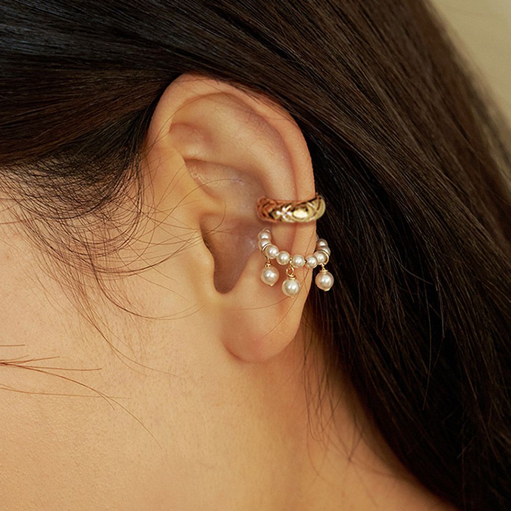 MUSINSA | TATIANA Volume Triple Pearl Ear Cuff Set_SE0157