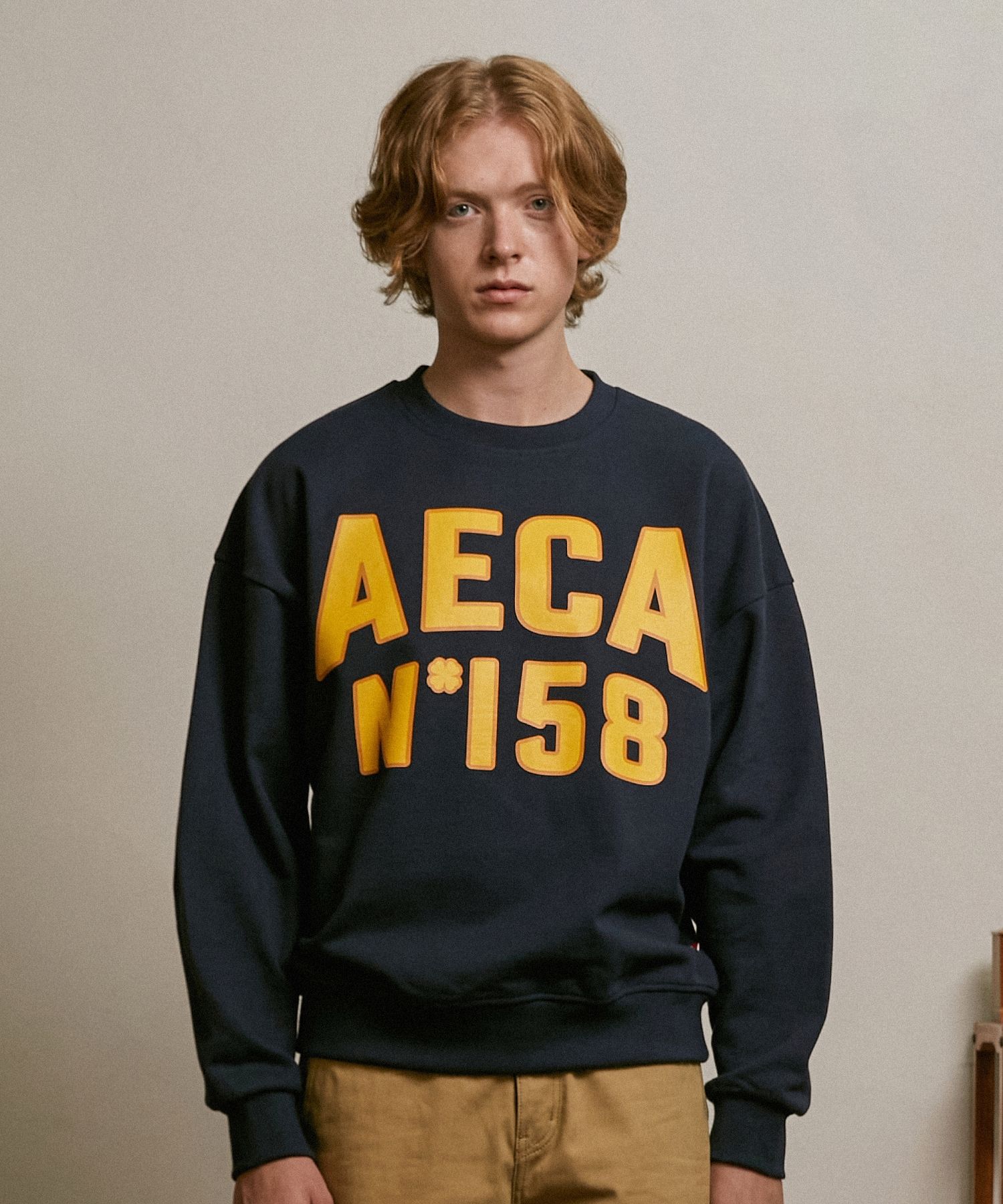 MUSINSA | AECA WHITE OVERSIZE TEAM AECA HEAVY LOOP SWEAT-NAVY