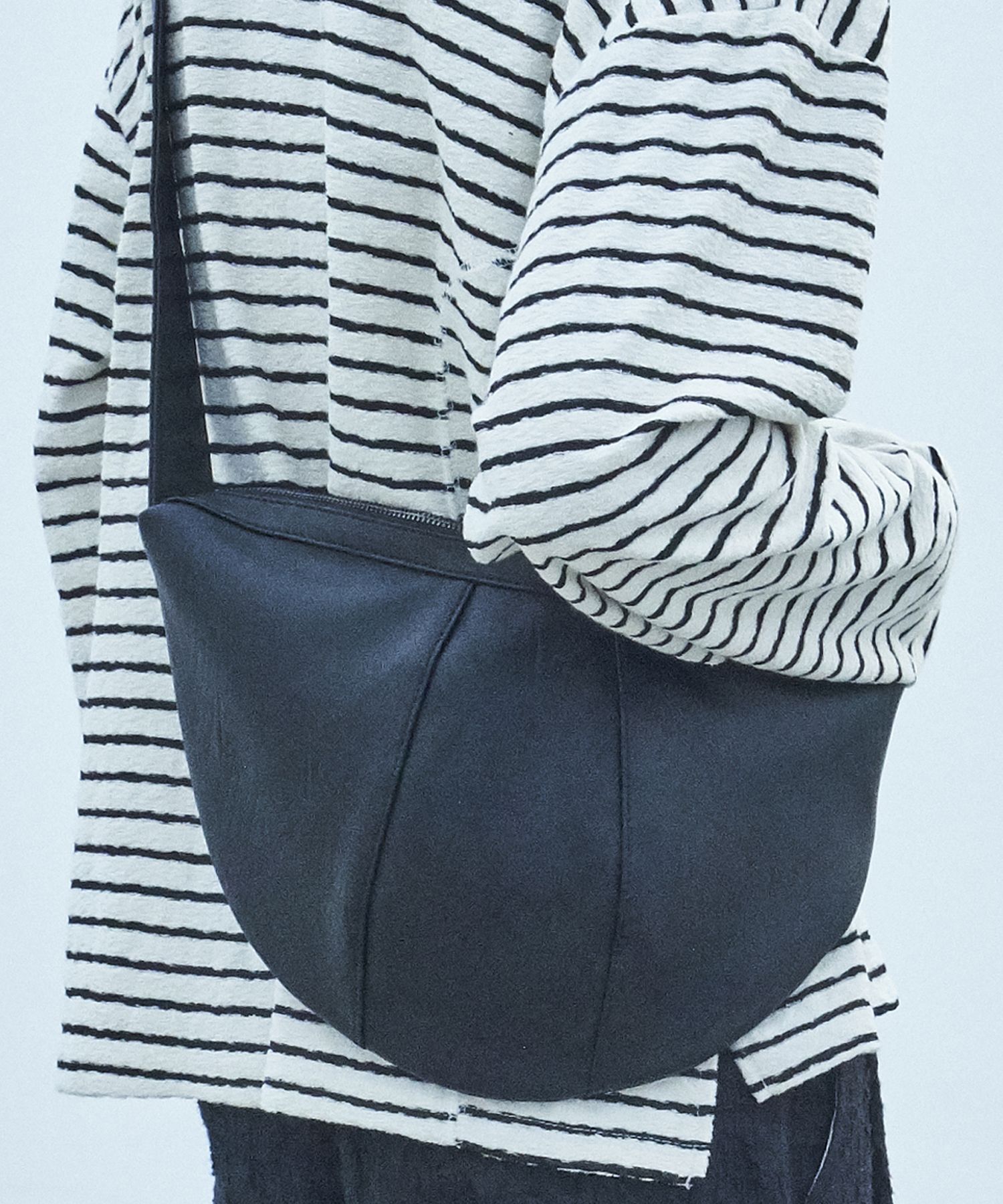 MUSINSA | DWS COMPANY Vegan Leather Half Moon Bag (Black)