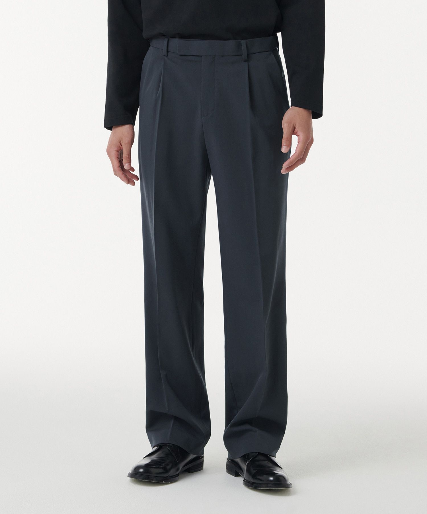 MUSINSA | MUSINSA STANDARD Wide Hidden Banding Slacks_Iron Gray