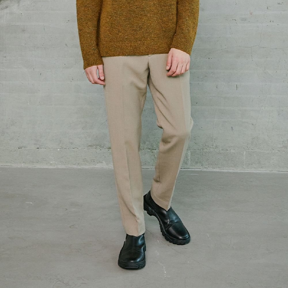 MUSINSA | AD HOC Men's Summerlight Tapered Slacks (Beige)