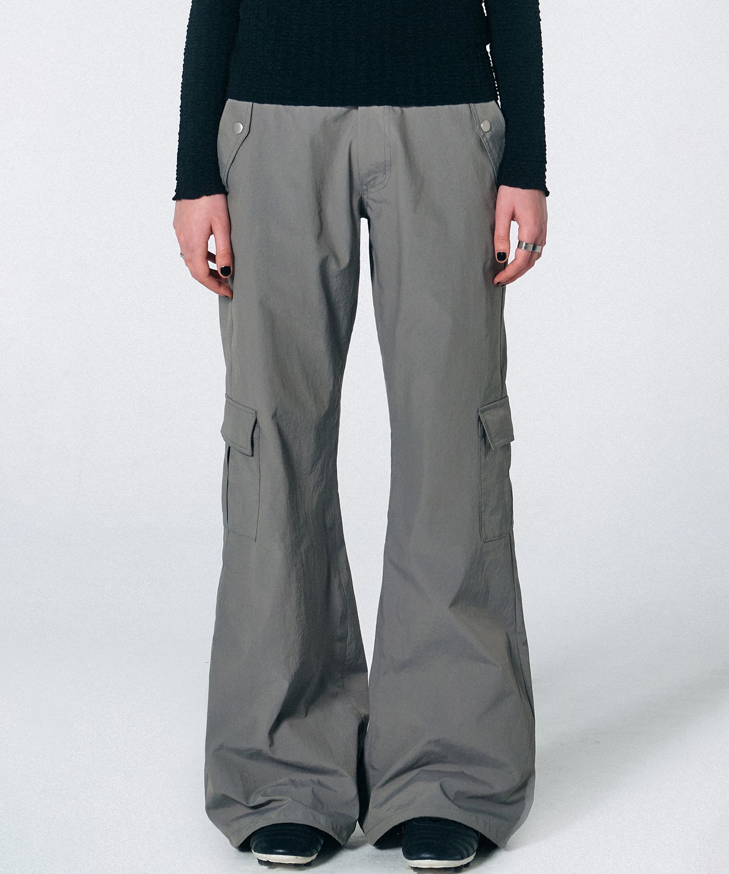 MUSINSA | SCULPTOR Bootcut Cargo Pants Gray