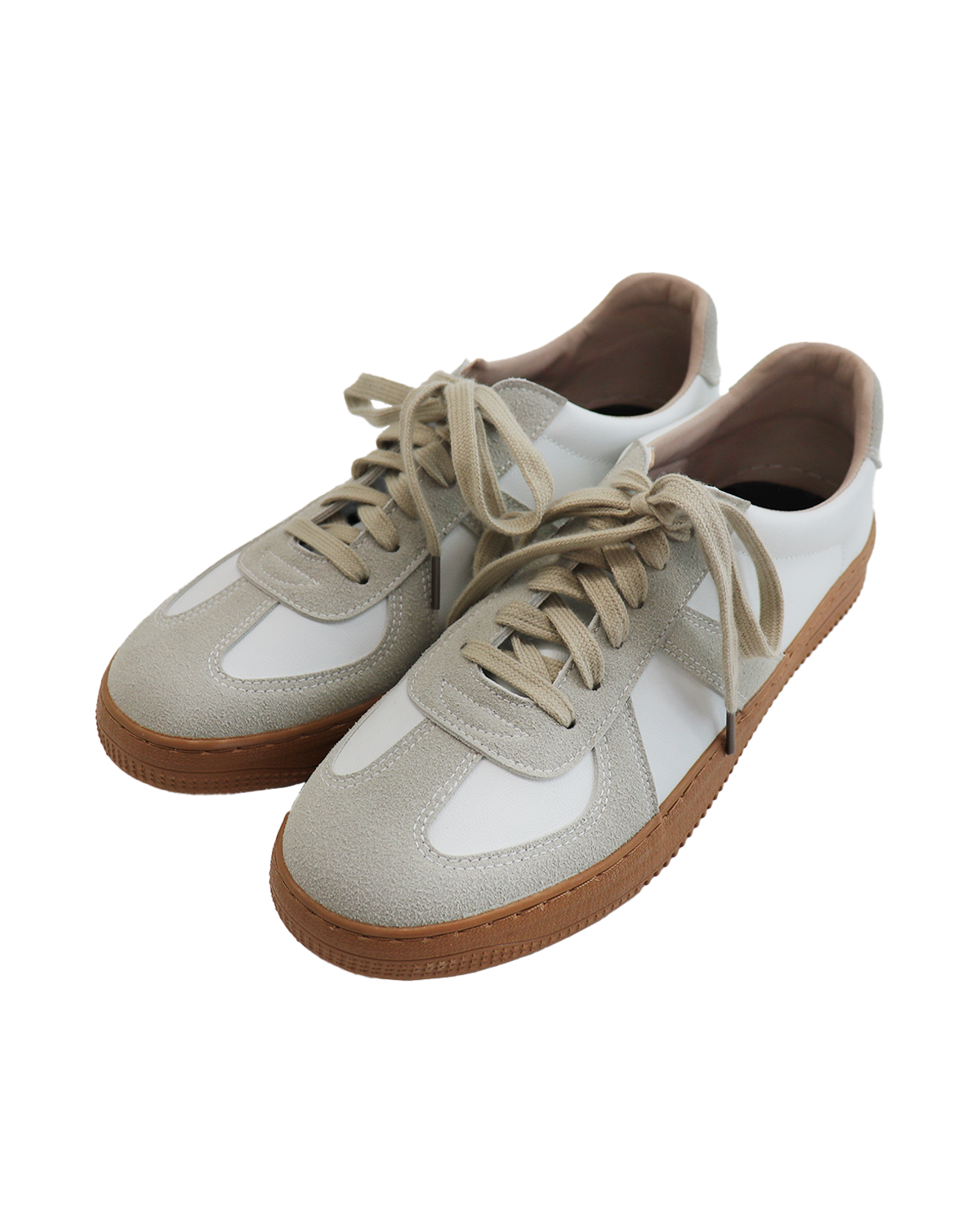 MUSINSA | BUTTON SEOUL Male and Female Original German Sneakers [Off-White]
