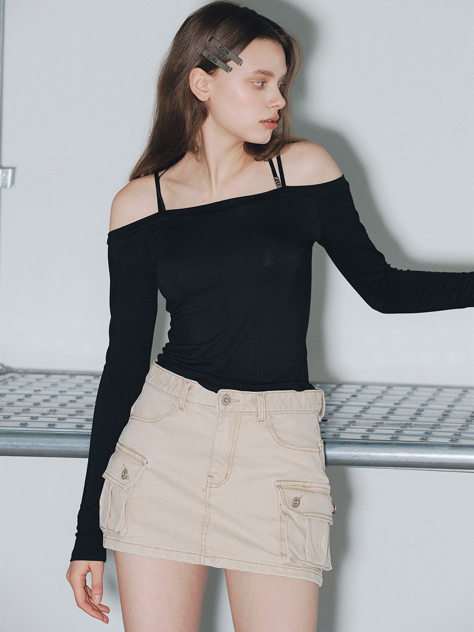 MUSINSA | ASURA Strap Halter Tee (BLACK)