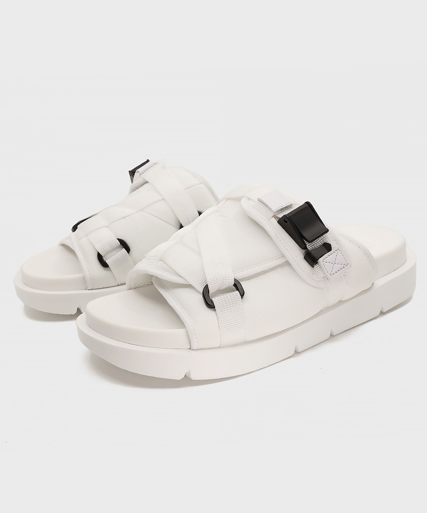 MUSINSA | YASE Protector Homage Slide White