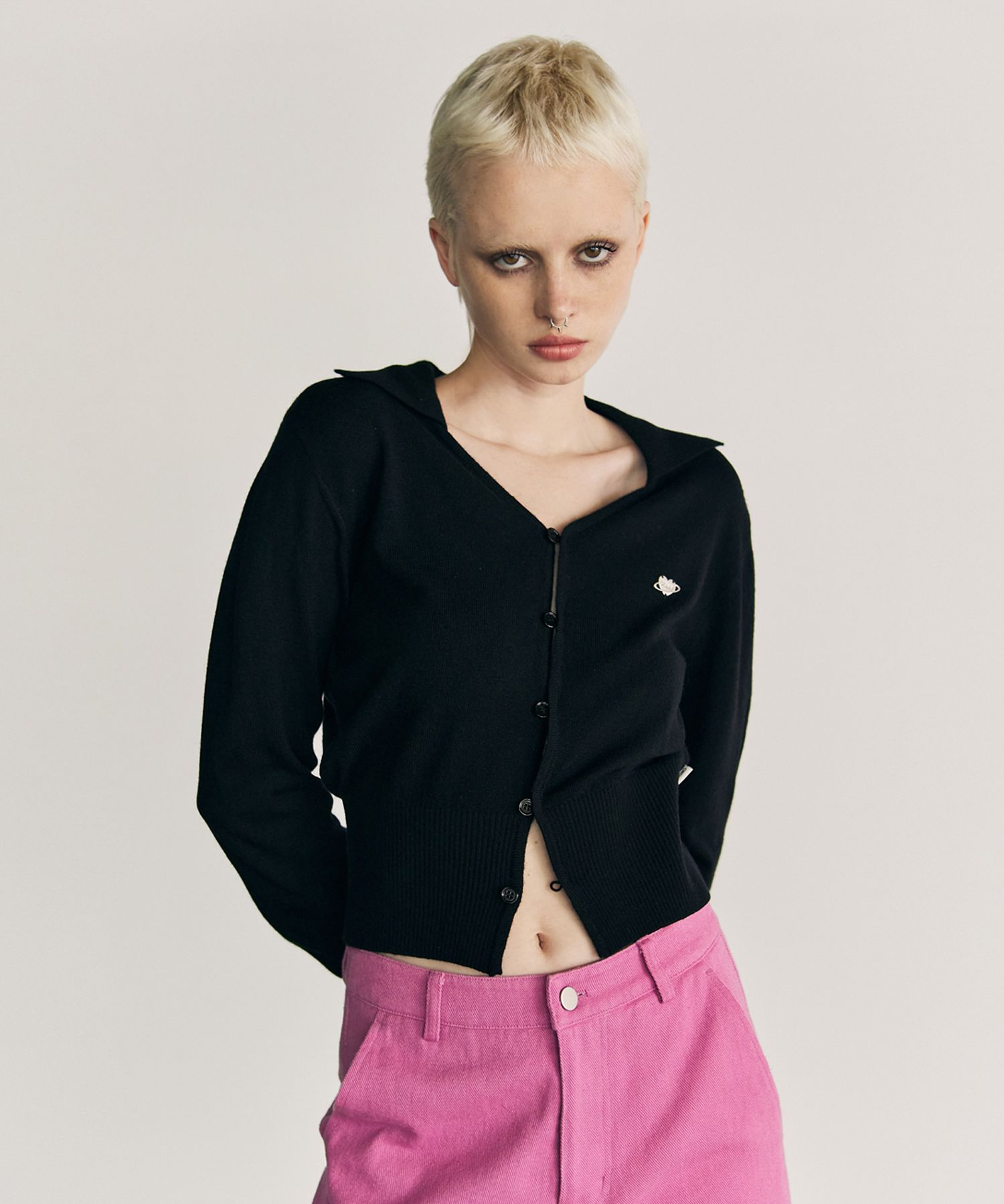 MUSINSA | ORDINARY HOLIDAY Heart Crop Collar Cardigan [BLACK]