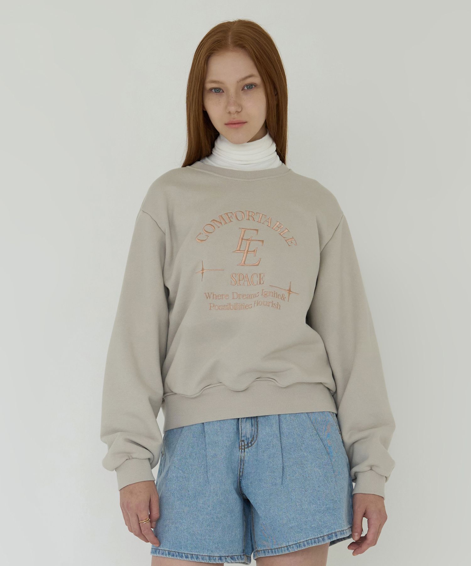 MUSINSA公式 | ELLIOTI Arch Logo Sweatshirts_Sand Beige_X