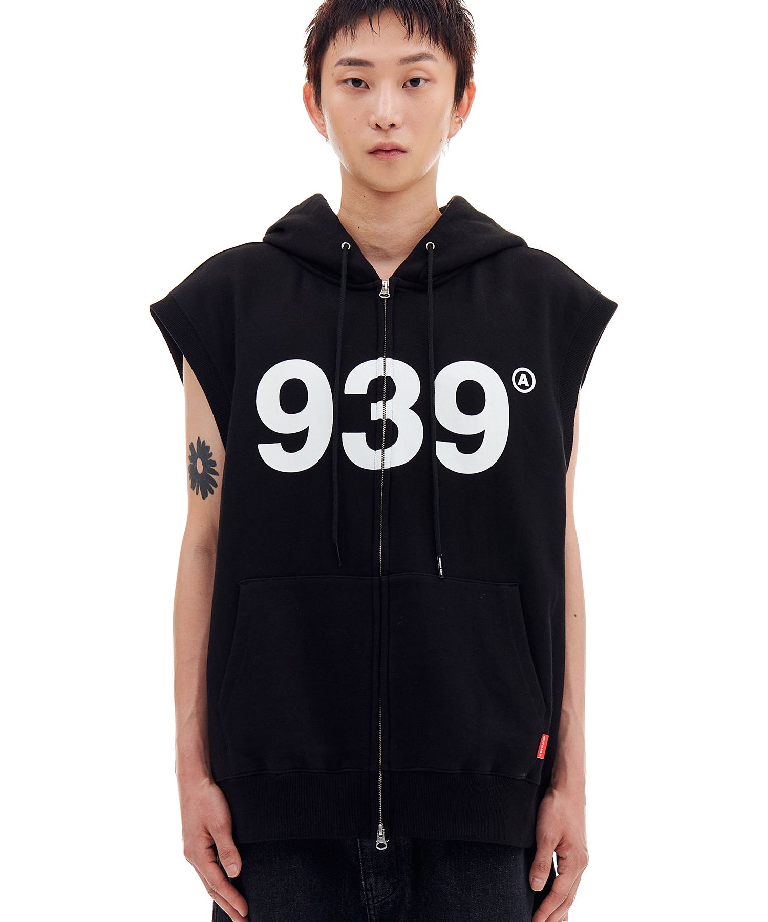 MUSINSA | ARCHIVE BOLD 939 LOGO HOOD ZIP-UP SLEEVELESS (BLACK)