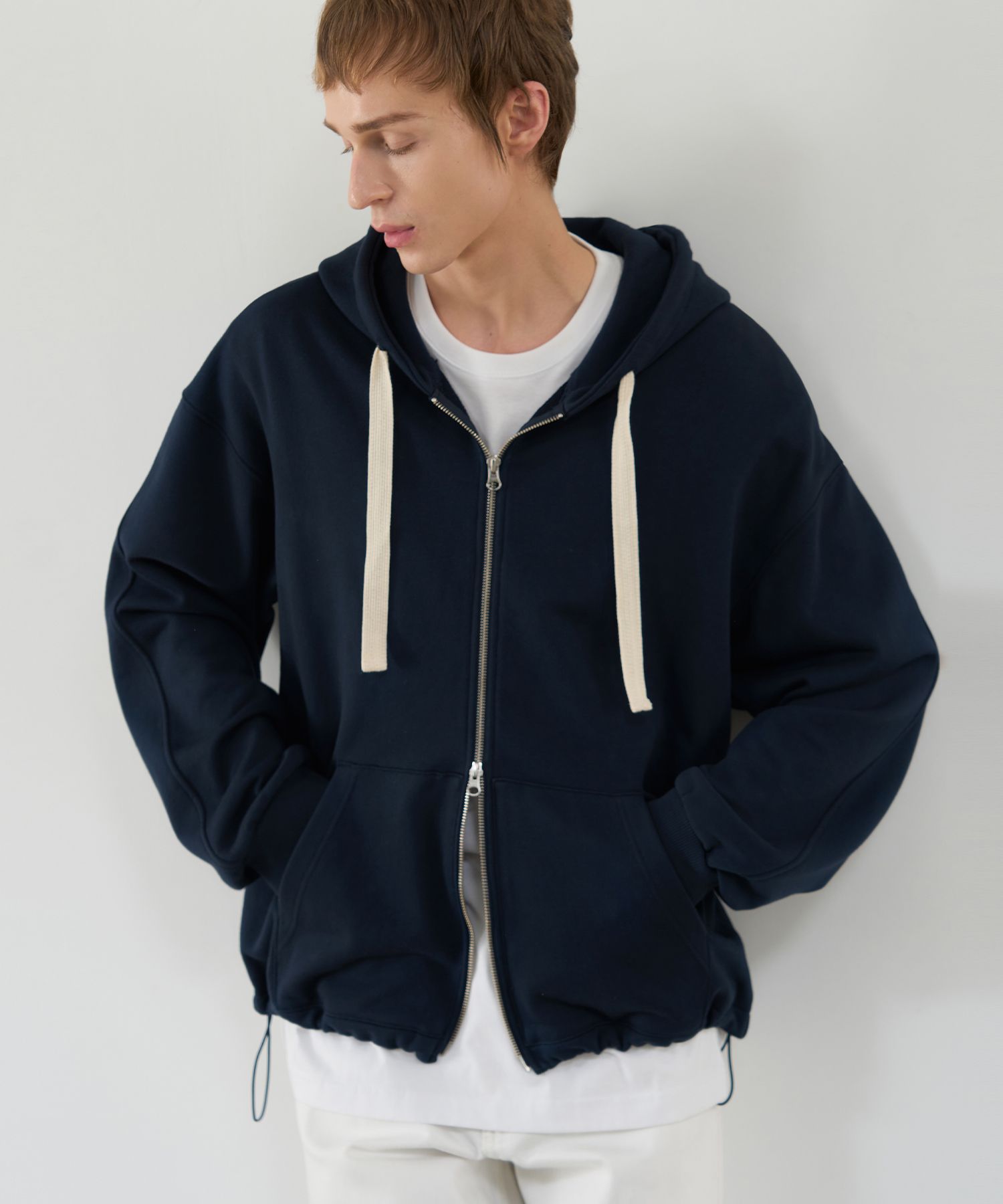 MUSINSA公式 | DRAW FIT Layered string two-way zip-up hood [NAVY]