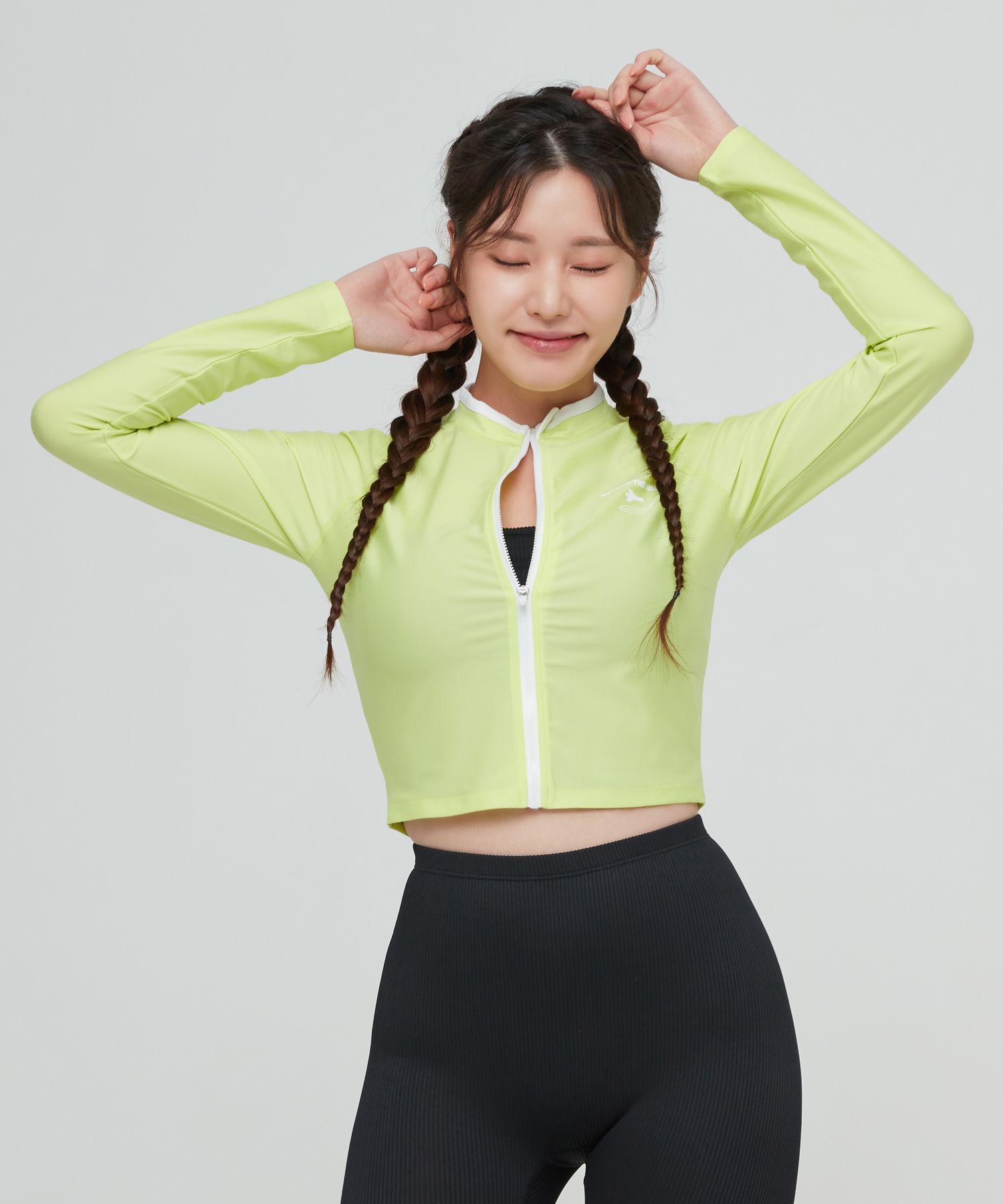 MUSINSA | RENOMASWIM Women's Crop Rash Guard Top Lime RN-CS2D952-LI