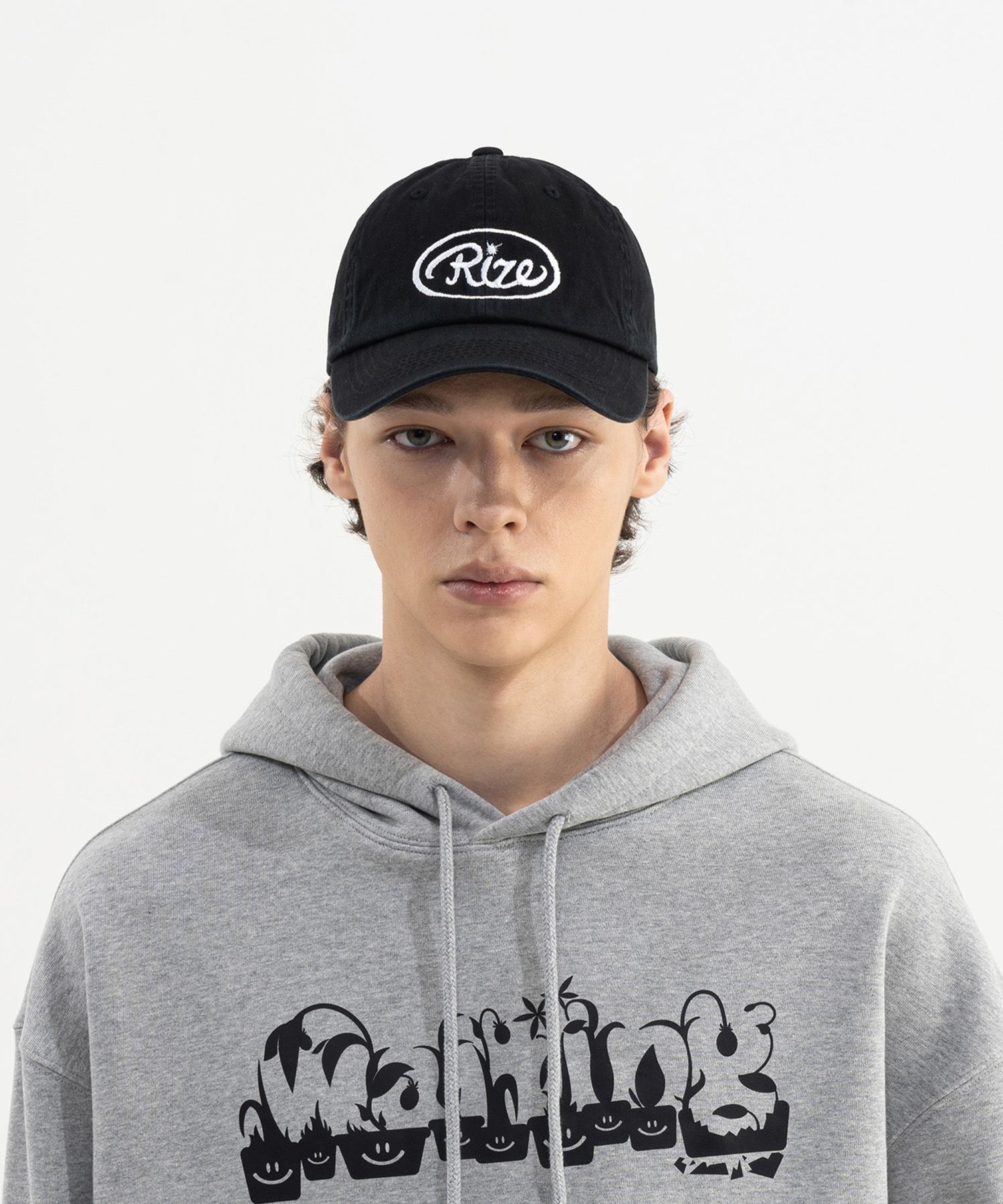MUSINSA | COVERIZE RIZE OVAL LOGO CAP-BLACK
