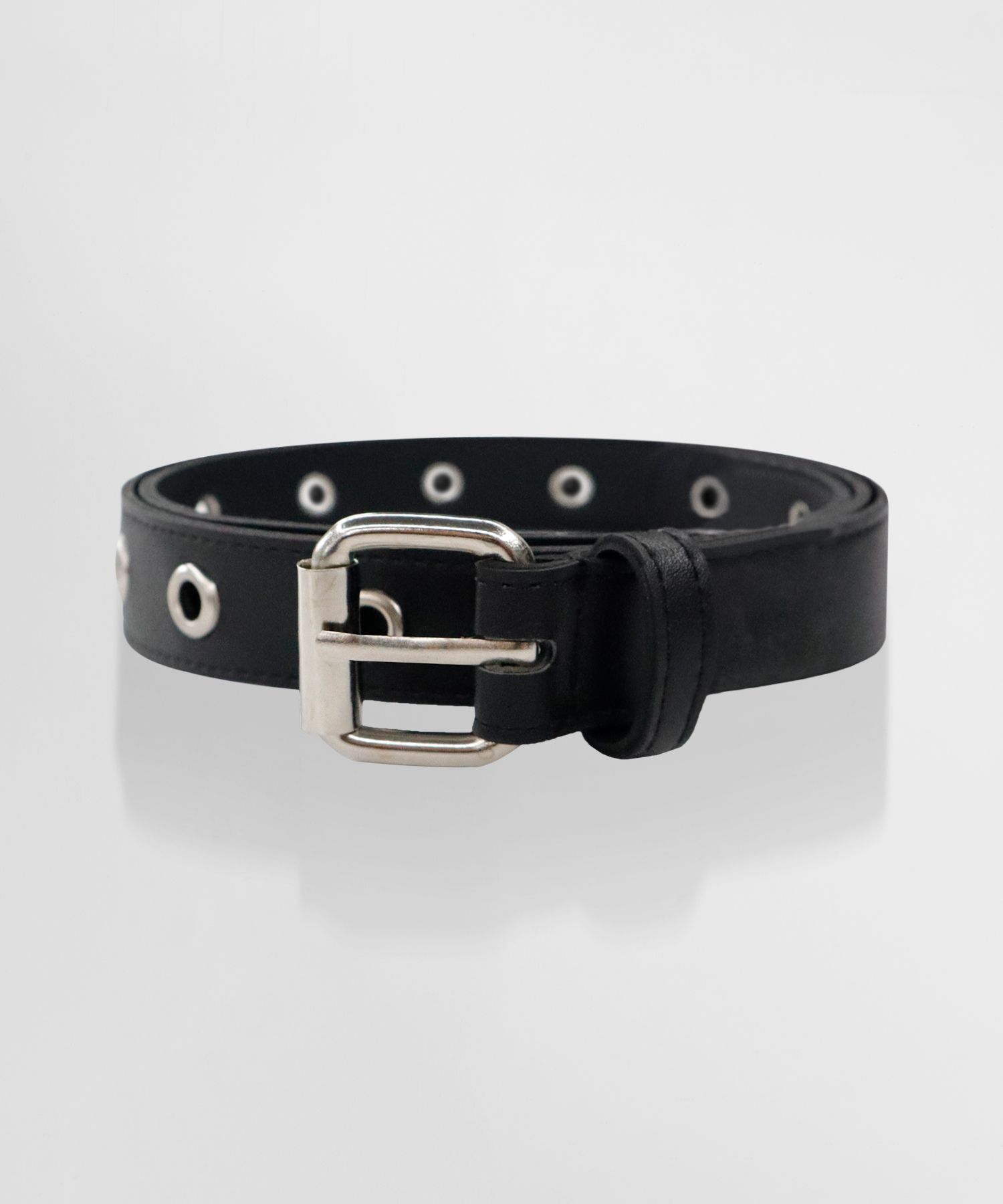 MUSINSA | SIGNATURE Eyelet belt [black]