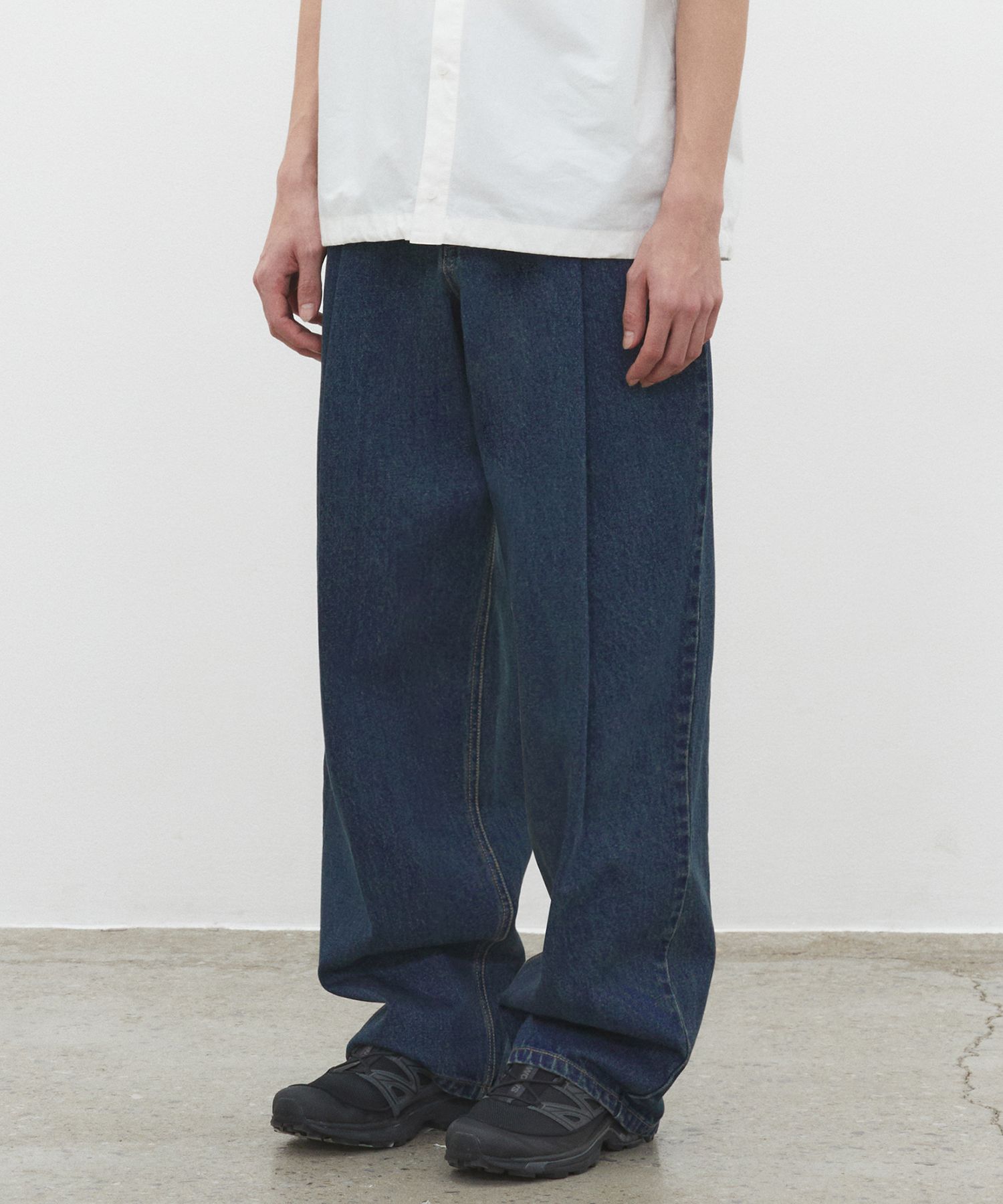 MUSINSA | DECET Deep Pleats Wide Jeans DCPT030YLBlue