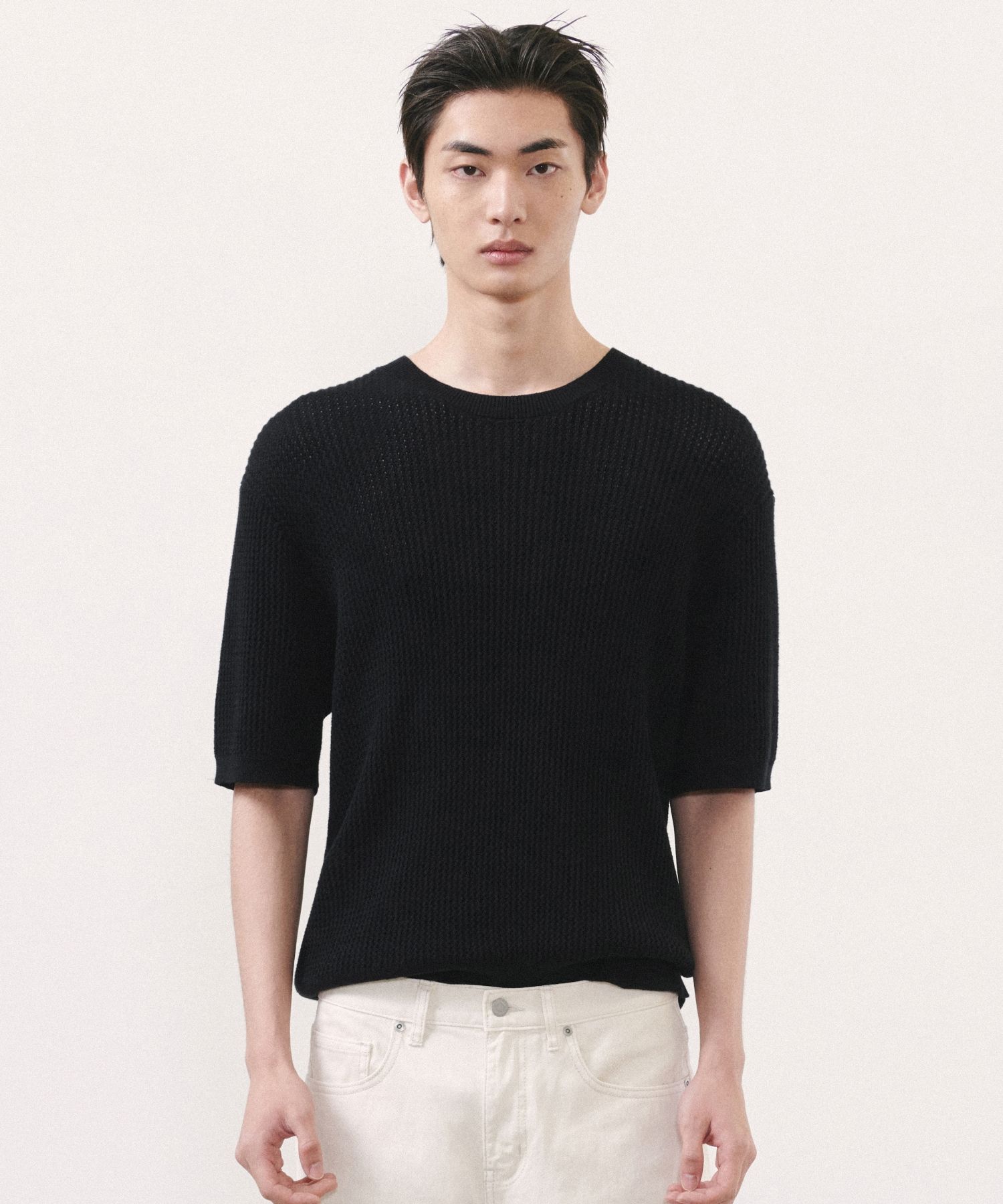 MUSINSA | MUSINSA STANDARD Crochet crew neck short sleeve knit [black]