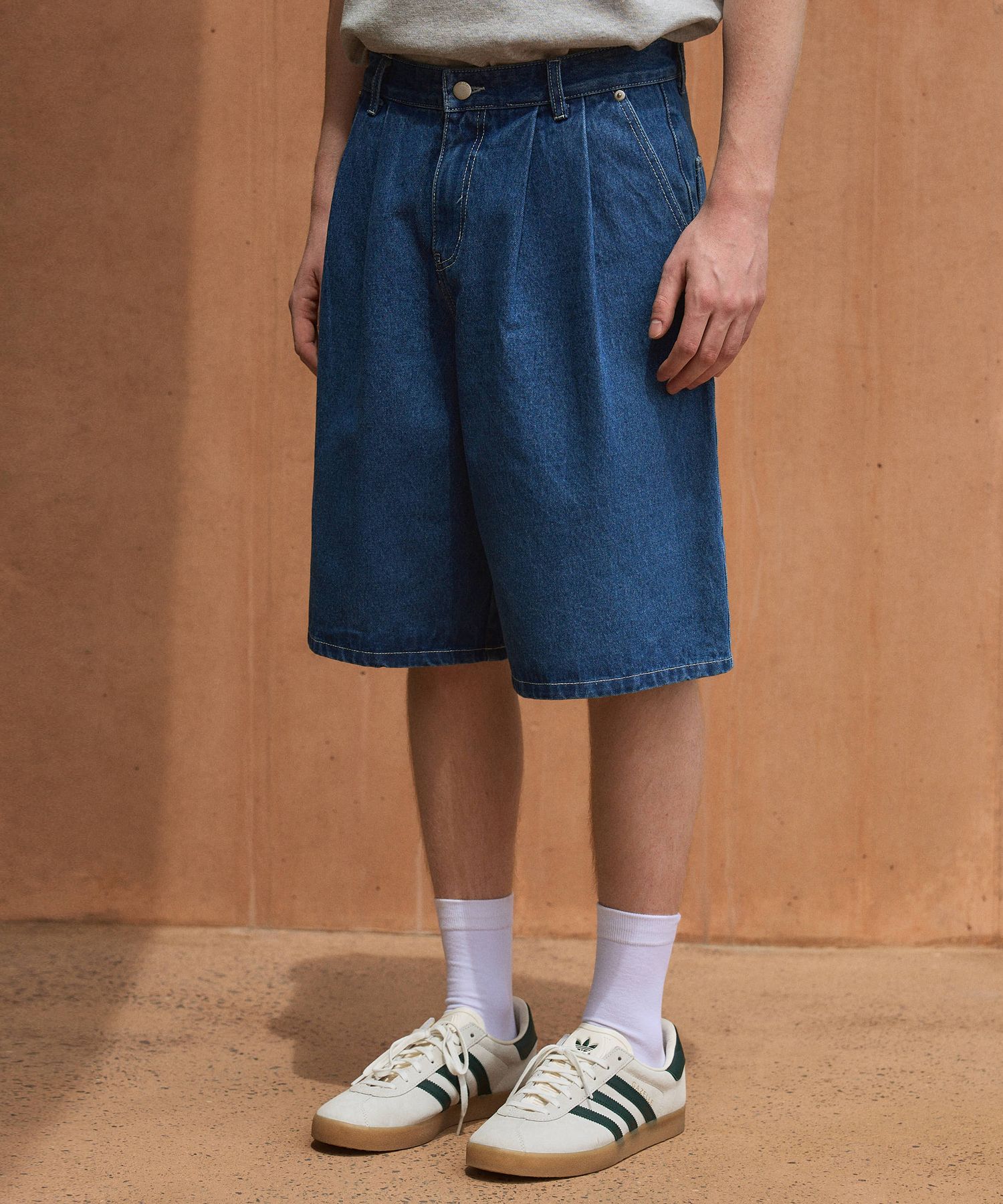 MUSINSA | WEDNESDAY OASIS Bermuda Double Pleat Washed Denim Pants (4 ...