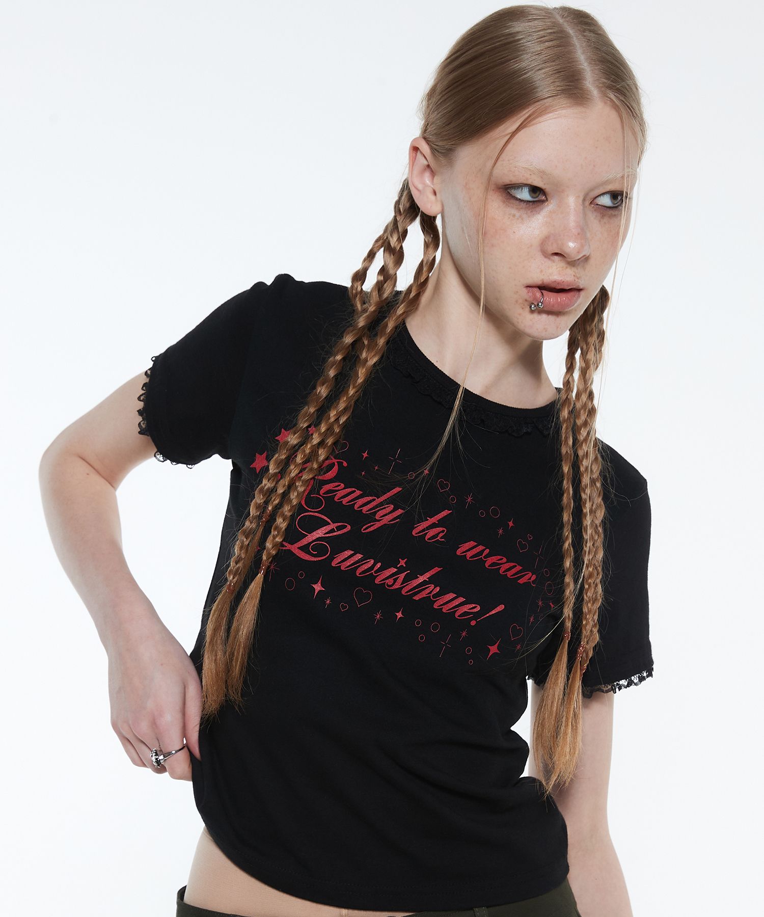 MUSINSA公式 | LUV IS TRUE RT LACE TEE(BLACK)