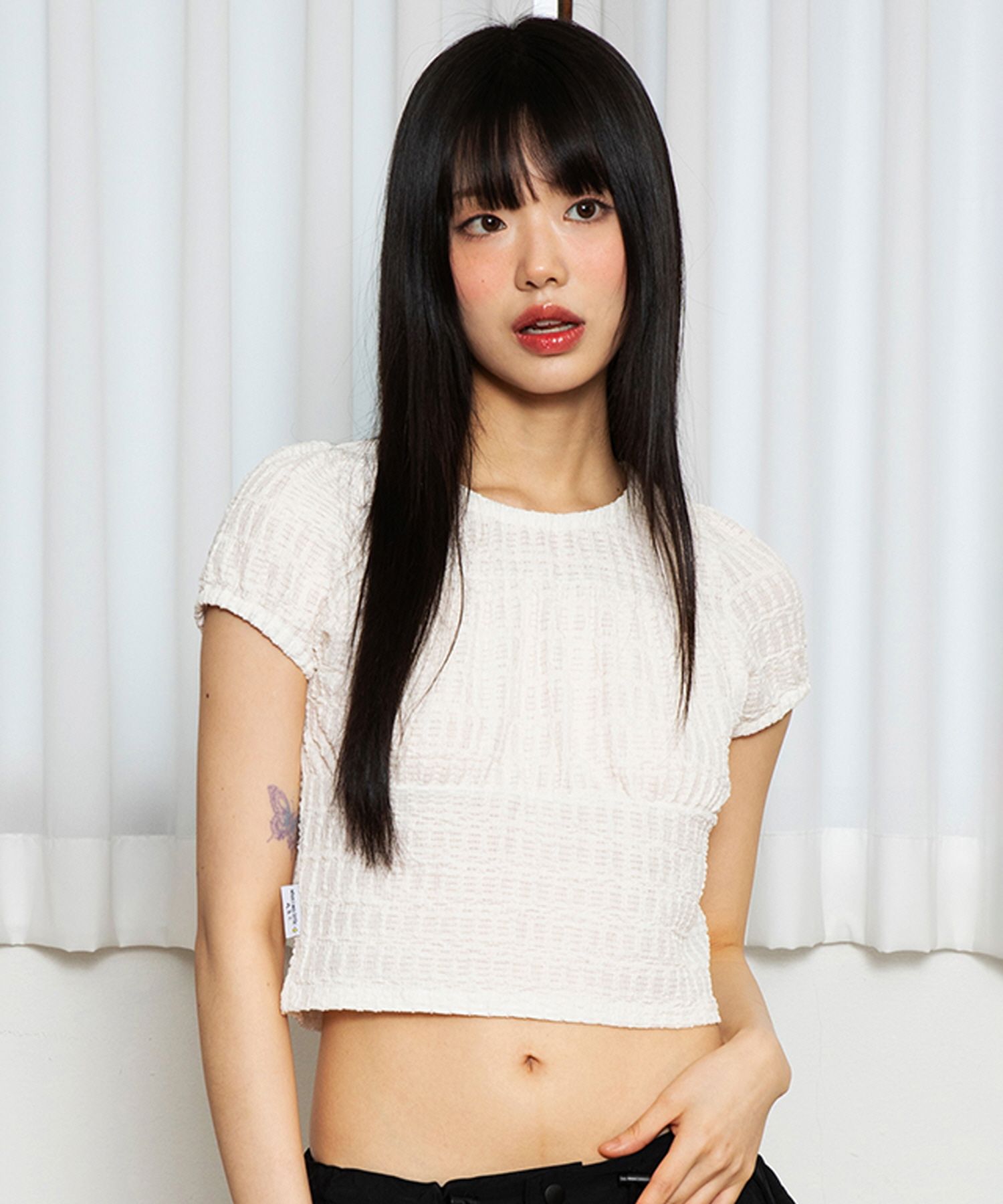 MUSINSA公式 | XTONZ WOMAN WXT011 Furfume Short-Sleeved T-shirt (WHITE)