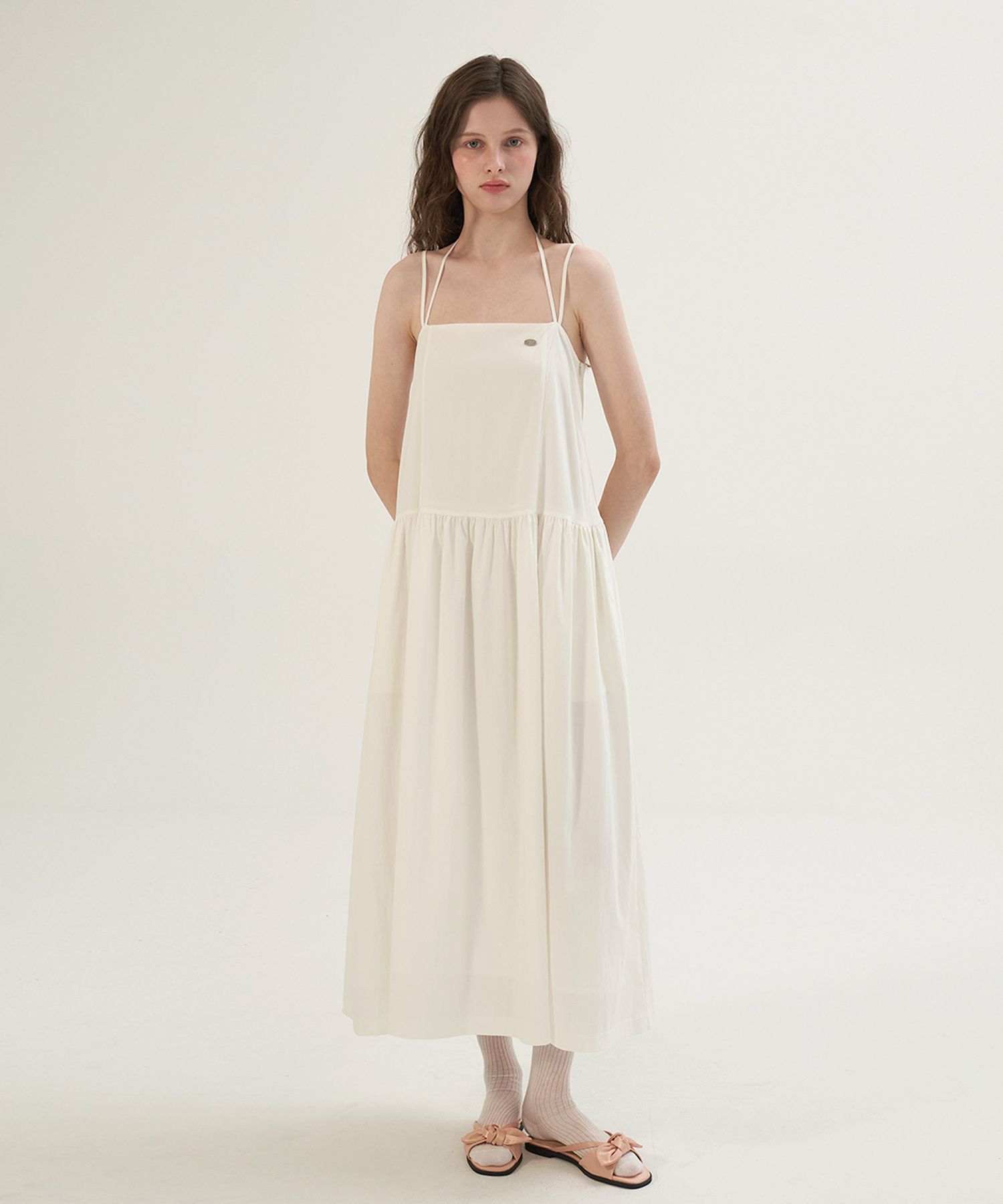 MUSINSA公式 | SOMEWHEREBUTTER Halter Neck Long Dress - Ivory