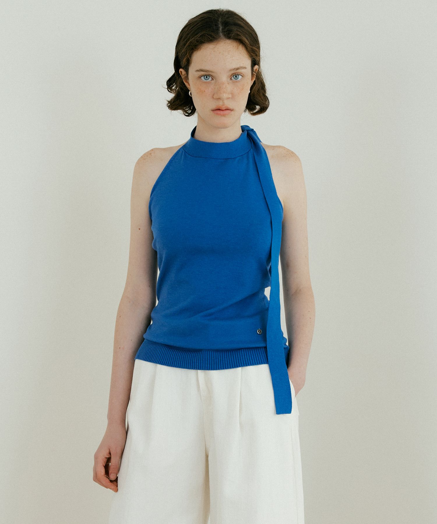 MUSINSA | LUCIR ZU Muffler Halterneck Sleeveless Knit (Deep blue)