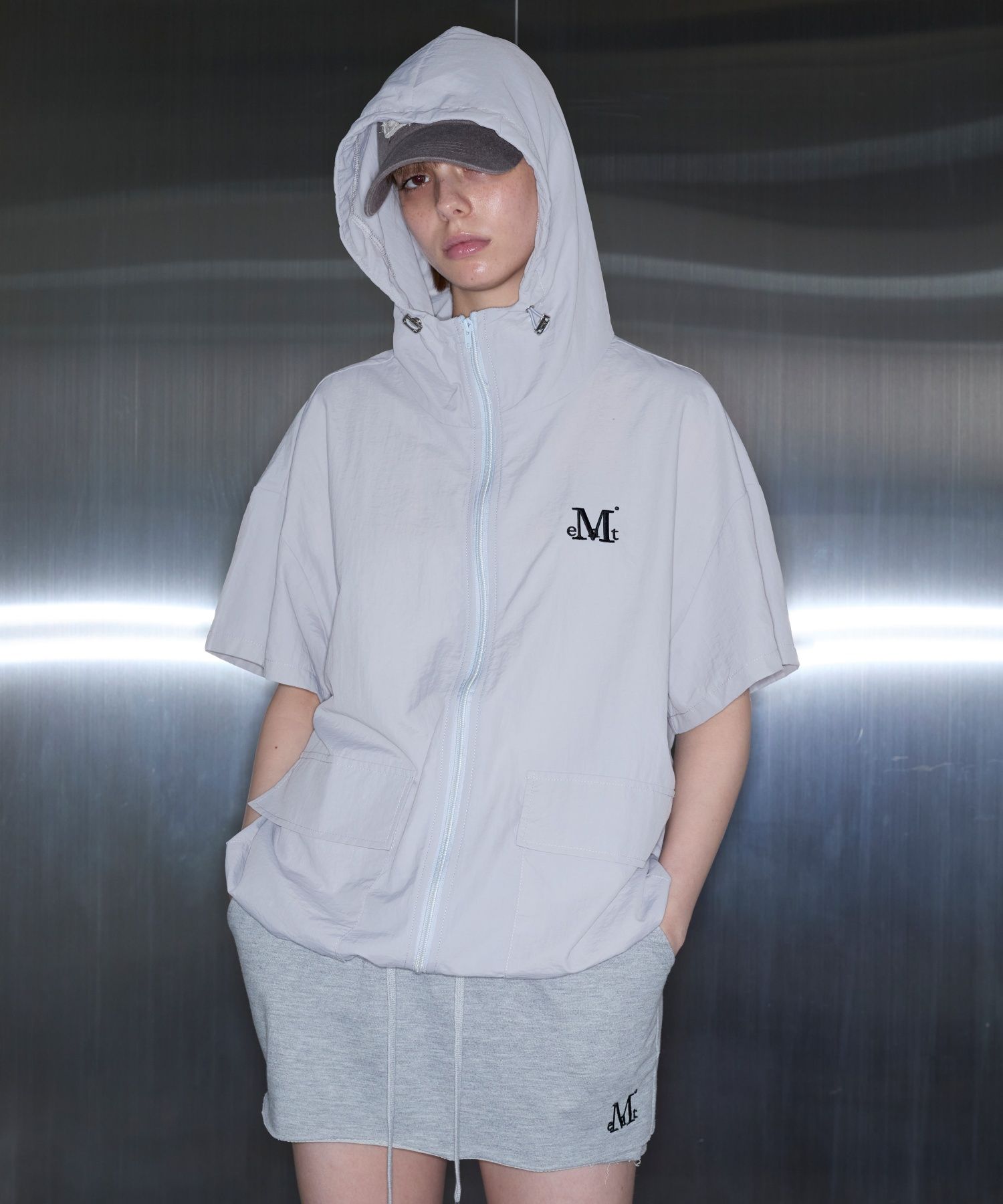 MUSINSA | MUCENT Track Poly Hooded Short-Sleeved Jacket Anorak ...