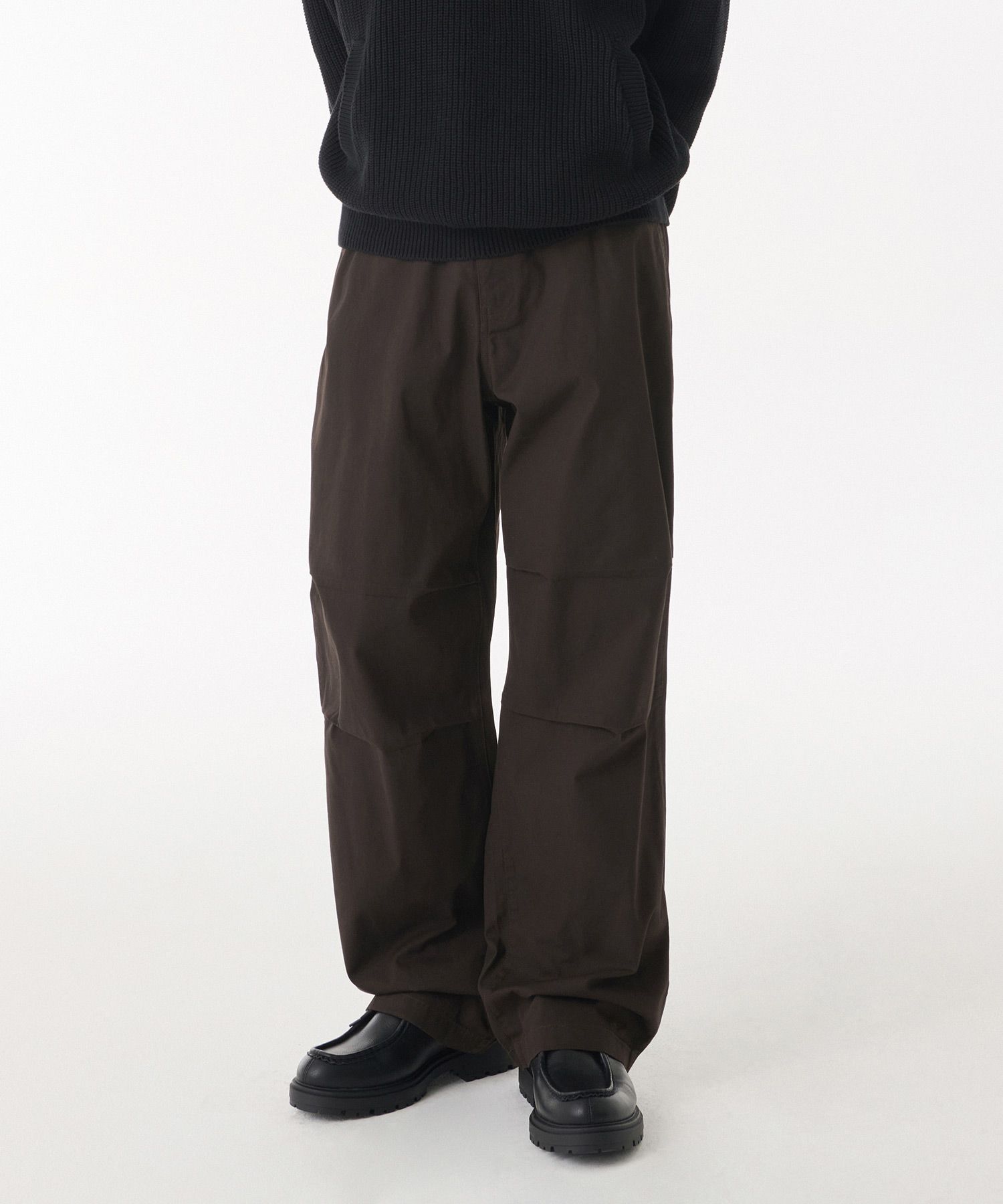 MUSINSA | MUSINSA STANDARD Cotton Parachute Pants [Dark Brown]