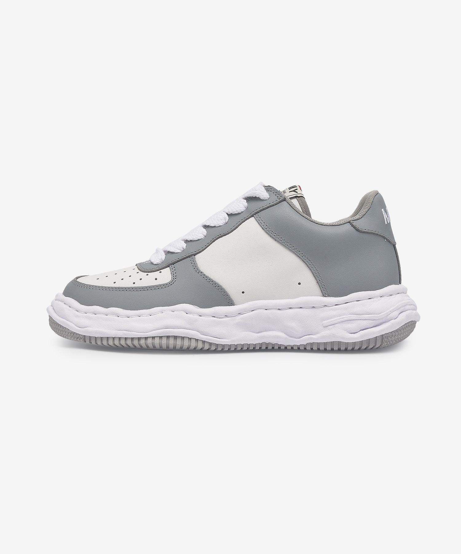 MUSINSA公式 | MAISON MIHARA YASUHIRO Wayne Lowe OG Sole Leather Sneakers ...
