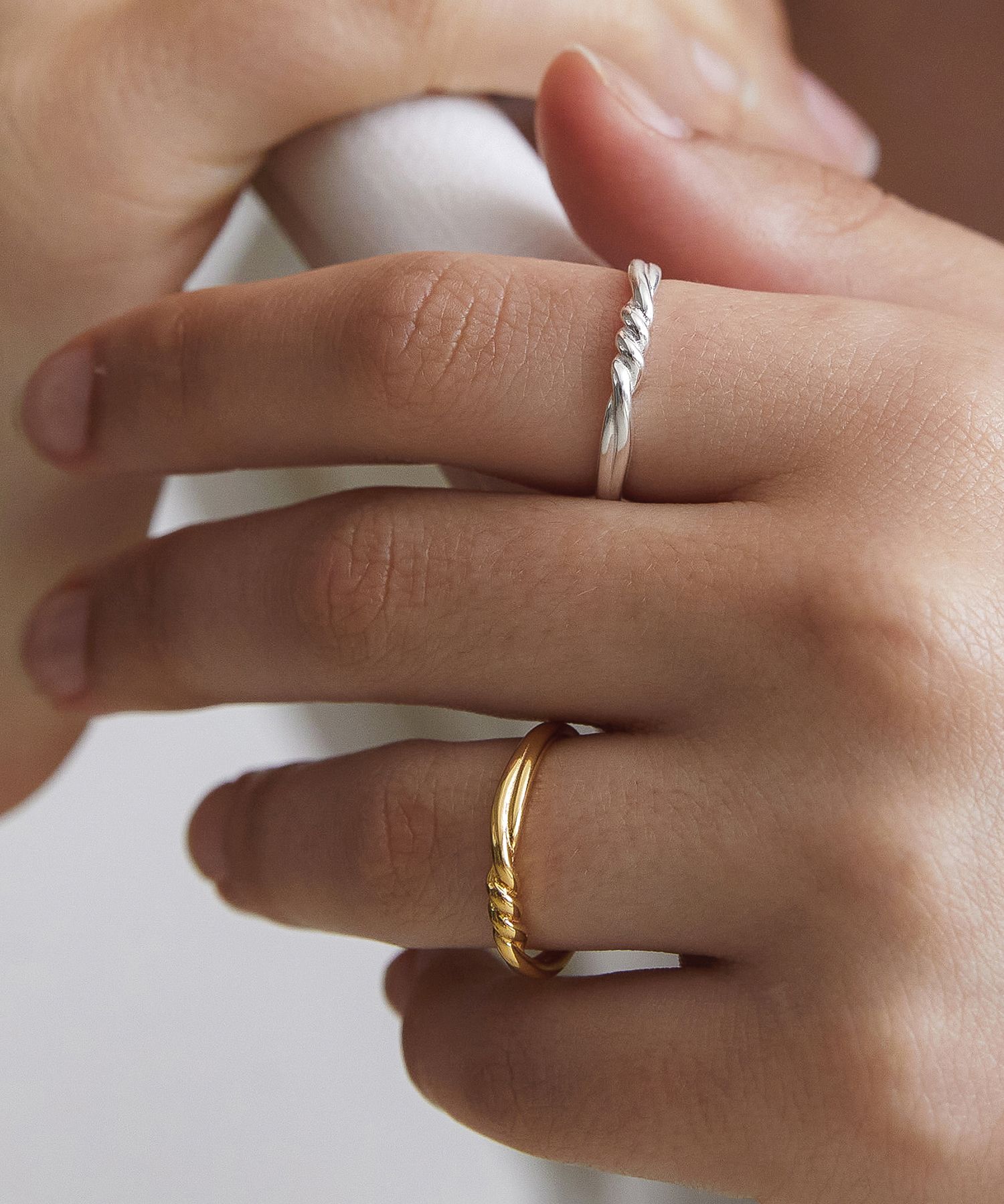 MUSINSA | TATIANA (Silver 925) Twisted Donut Ring CR1835