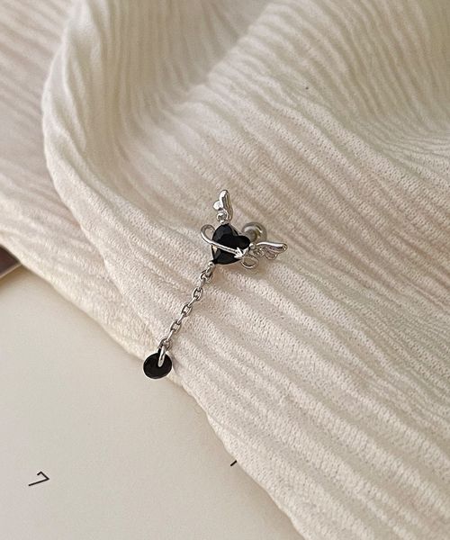 MUSINSA | VINEDEW Surgical Steel Ear Lobe Black Heart Angel Piercing *562