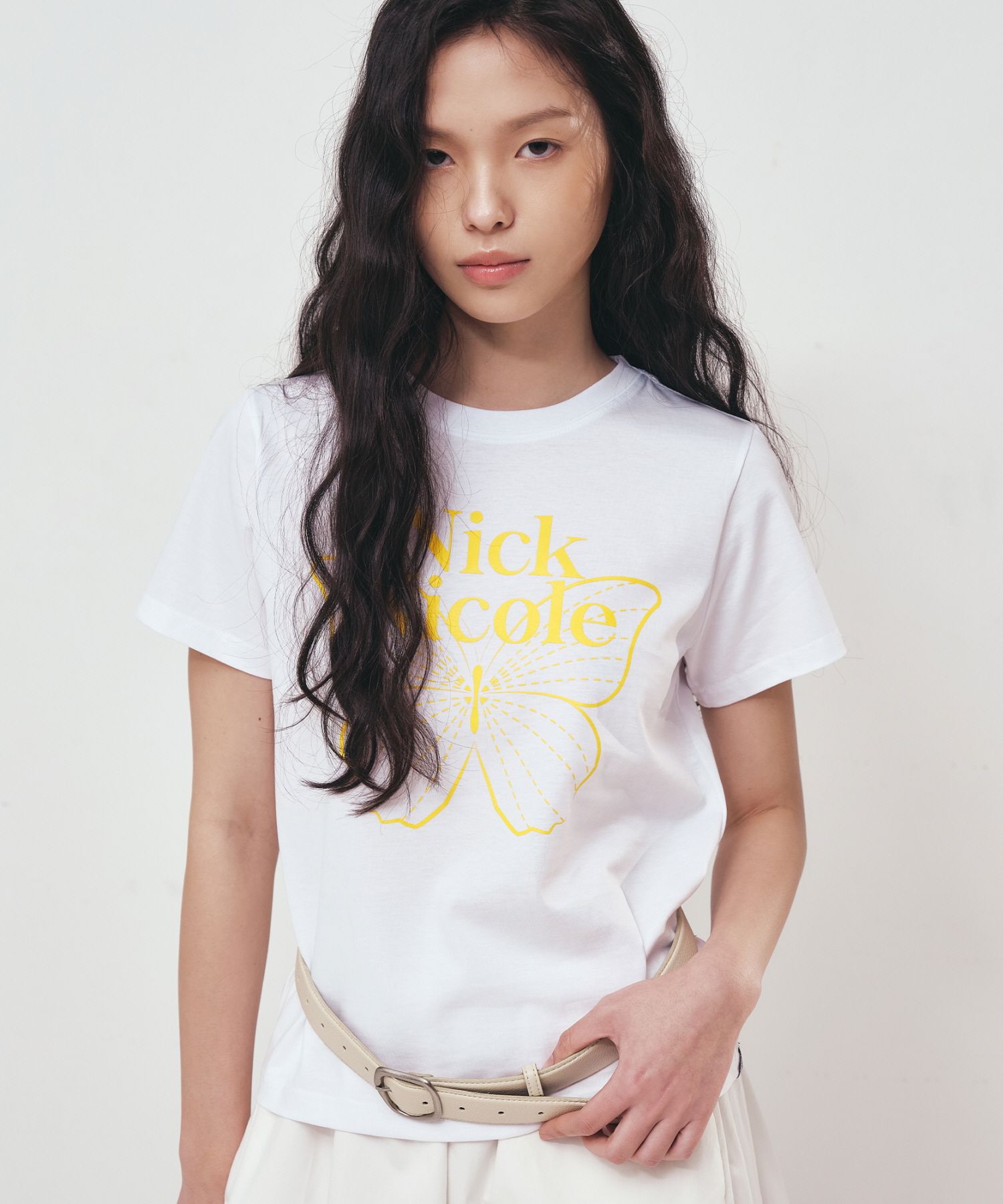 MUSINSA | NICK&NICOLE BUTTERFLY NICOLE LABEL SLIM TOP_WHITE YELLOW
