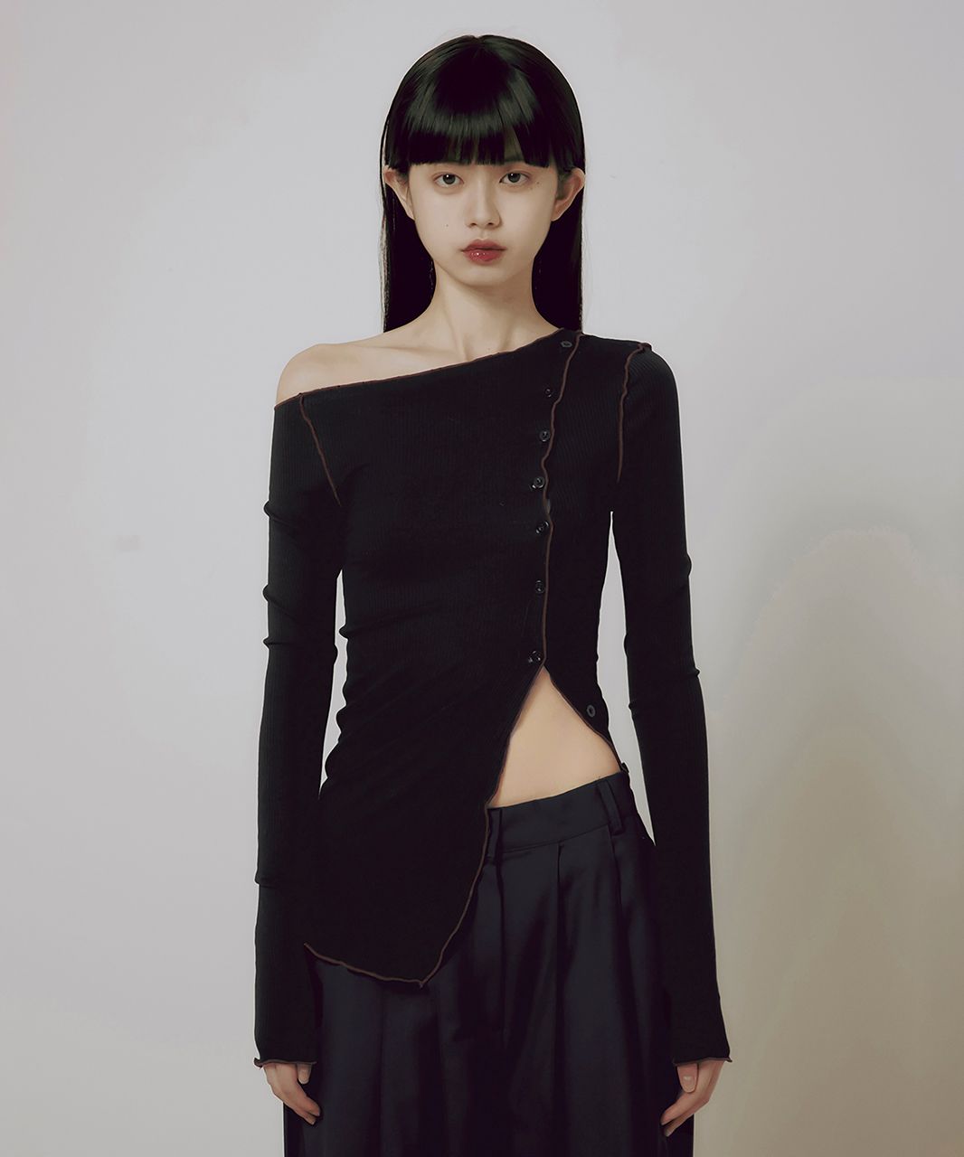 MUSINSA | FLAREUP One-Shoulder Lettuce Stitch Cardigan (FL-127_Black&Brick)