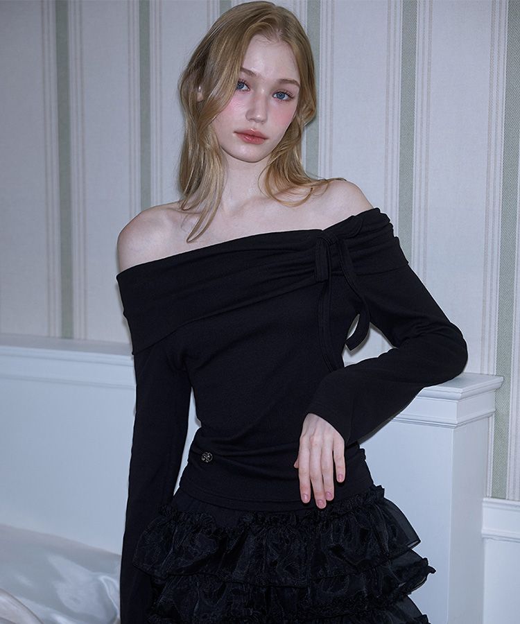 MUSINSA公式 | ROSÉ FRANTZ Tiffany Off shoulder Long Sleeve [Black]