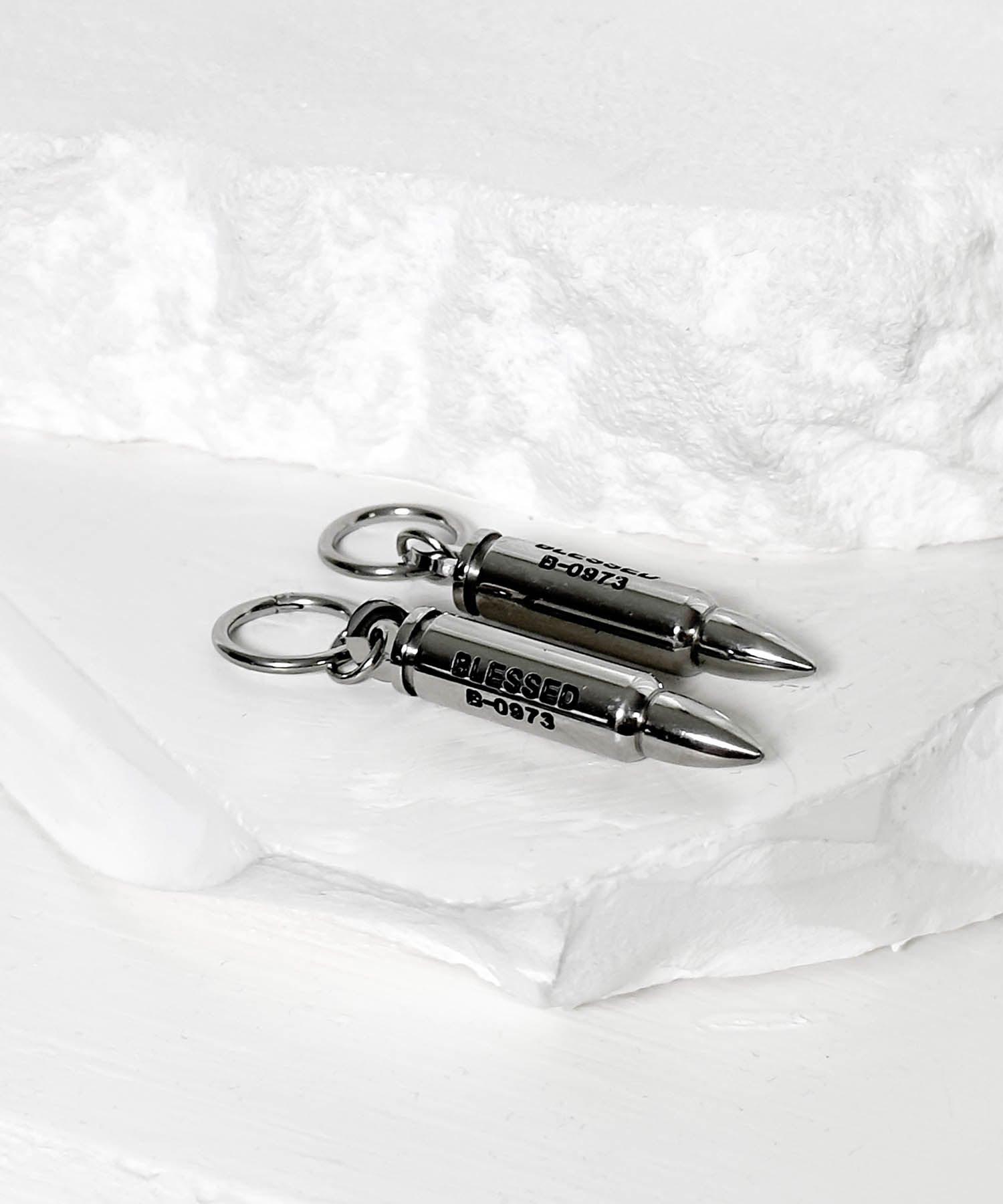 MUSINSA公式 | BLESSED BULLET ss-ドロップペンダントイヤリング-弾丸