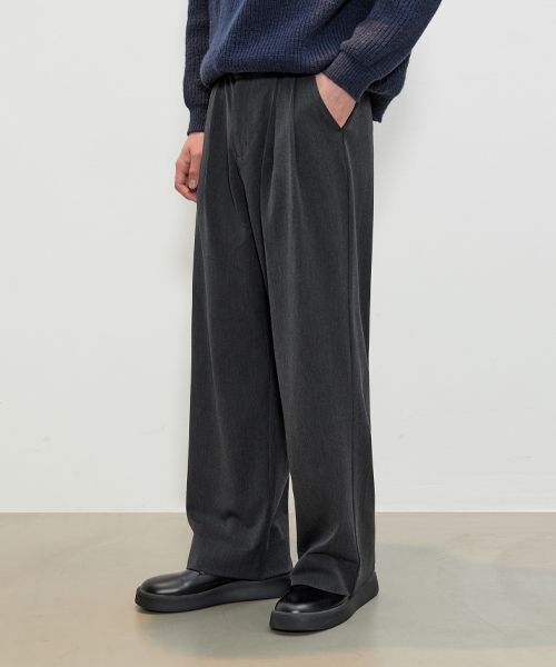 MUSINSA | VTWO [Four Seasons] Two-Tuck Wide Slacks_Charcoal