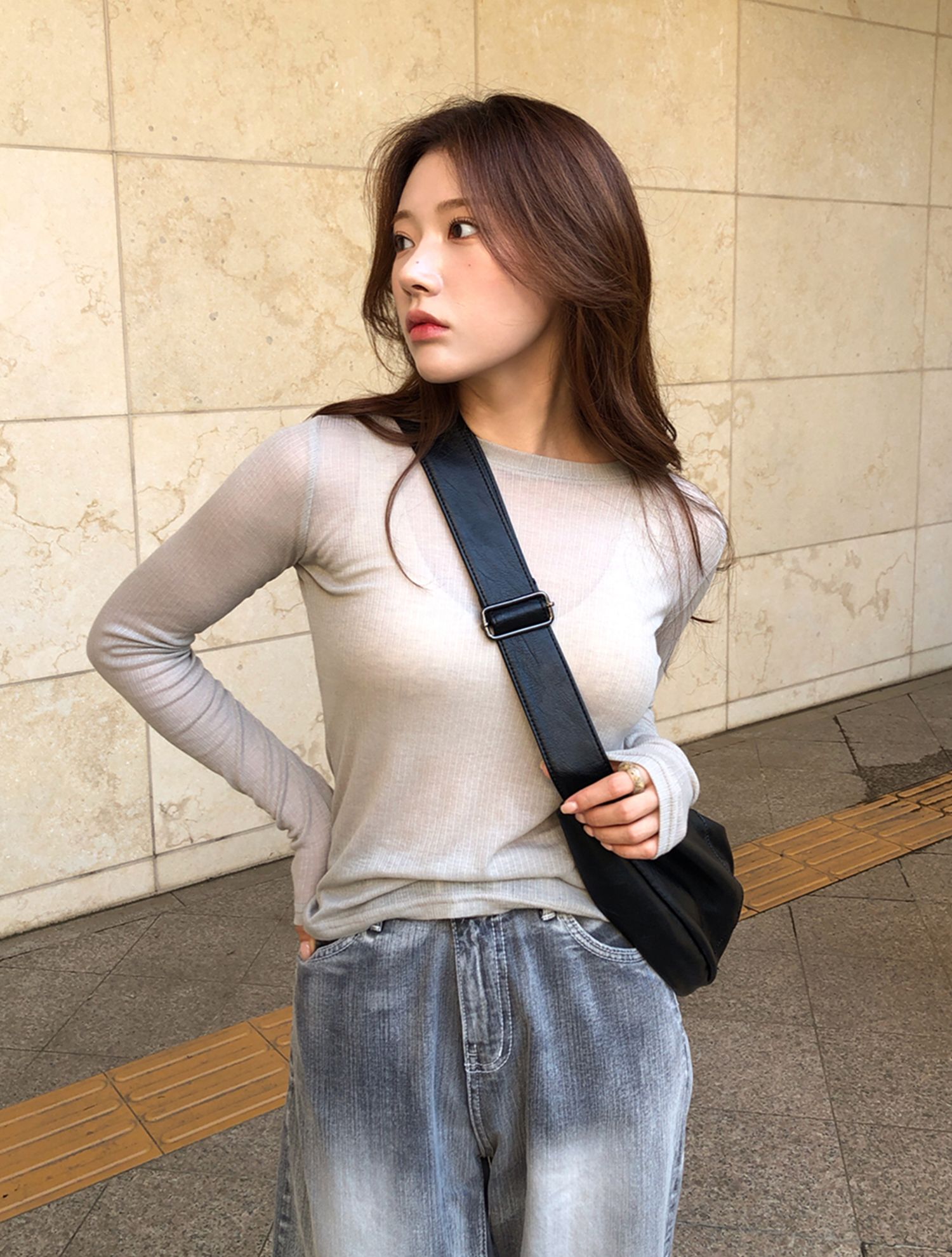 MUSINSA公式 | TWEE Lucy Liu See-through Round Tee