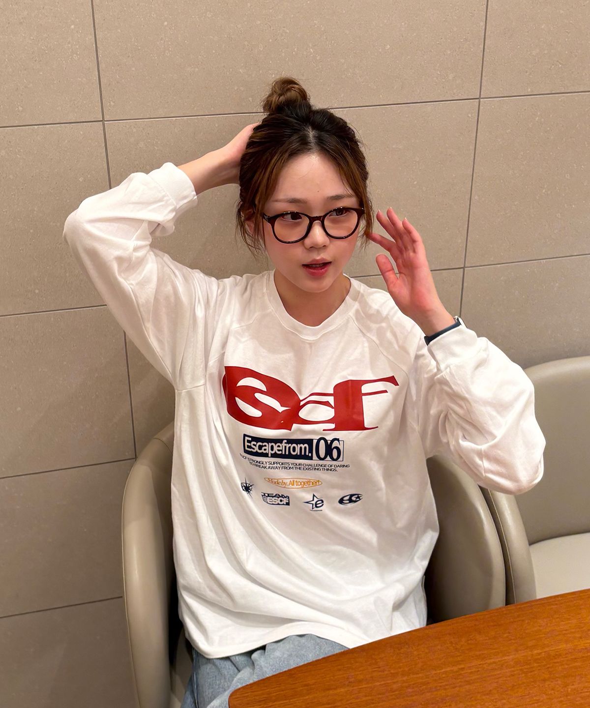 MUSINSA公式 | ESCAPEFROM Red ESCF Logo Collage Print Long Sleeve White