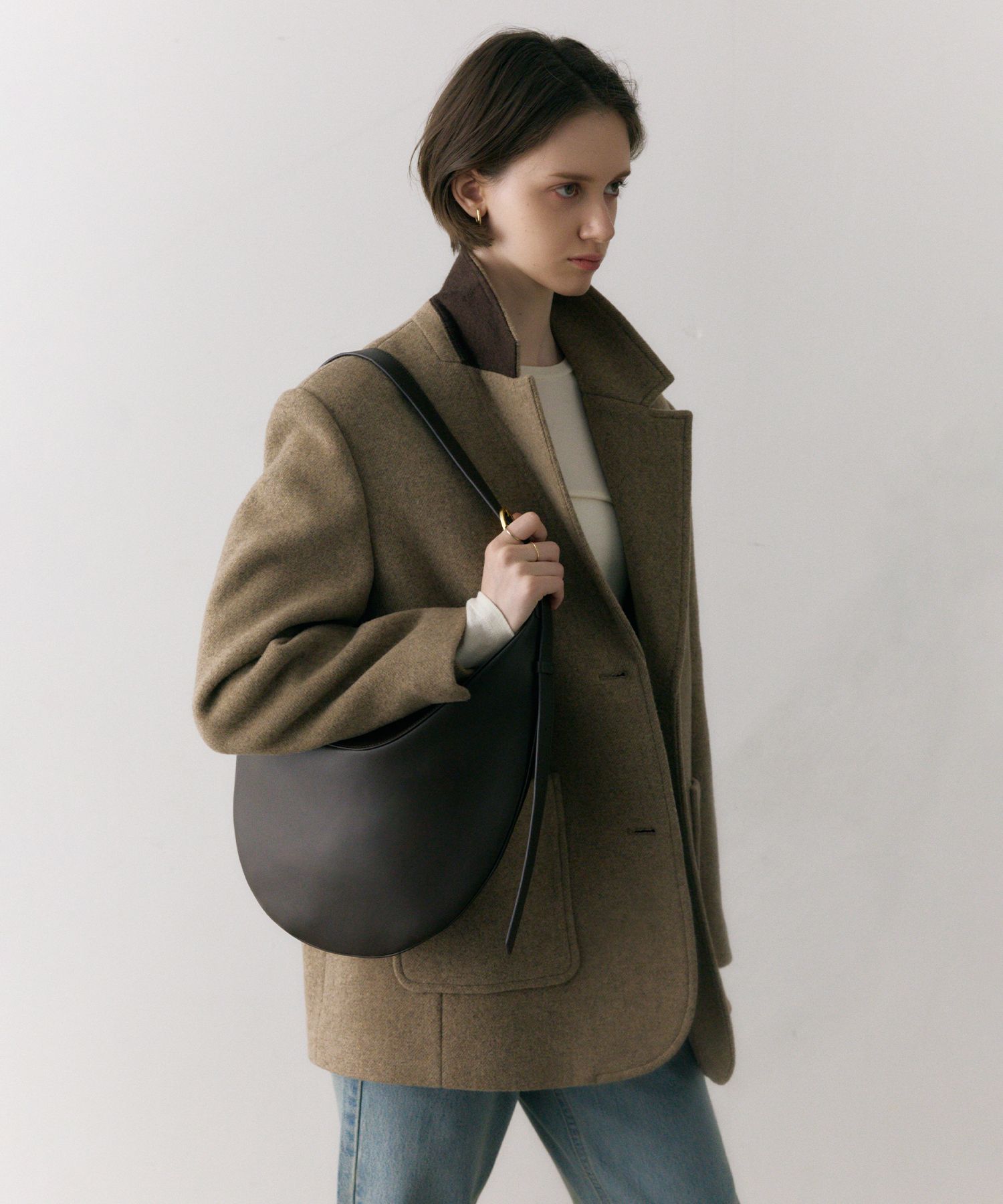 MUSINSA | OSTKAKA Slouchy hobo bag dark brown