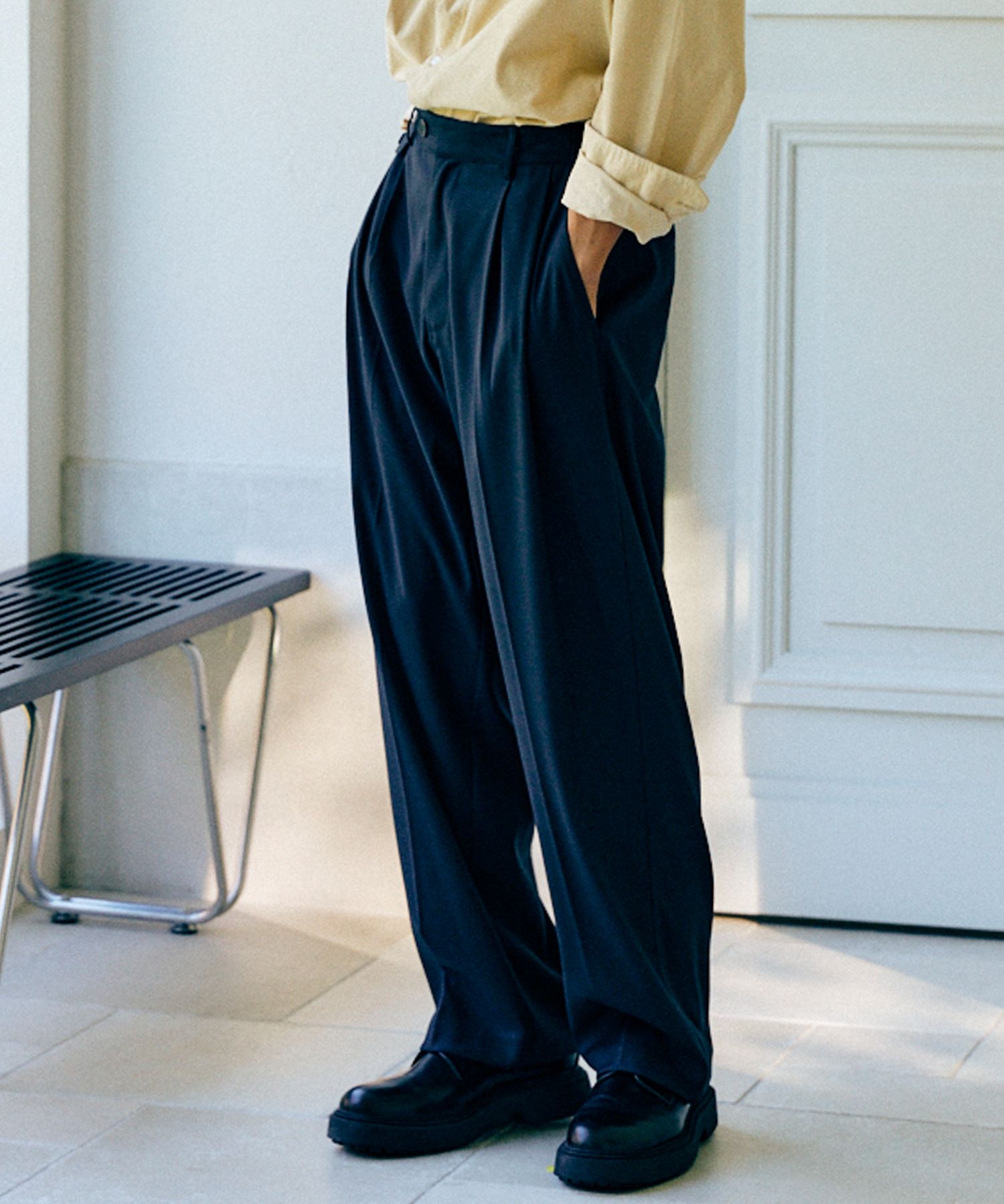 MUSINSA | CONNECT KINLOCH Connect Pintuck Tapered Slacks (3 colors)