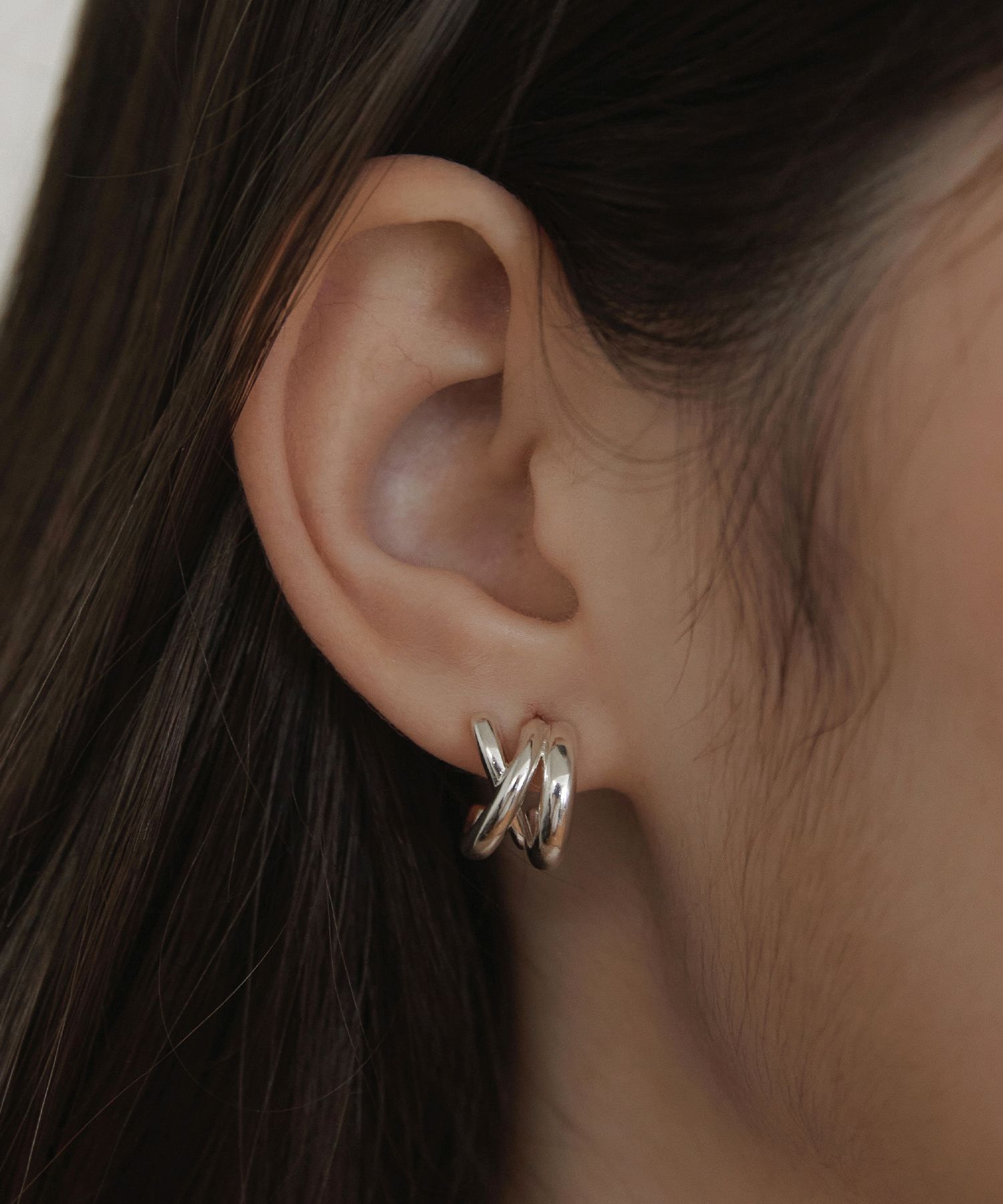 MUSINSA | TATIANA ROM NINE BOLD EARRINGS EC3126