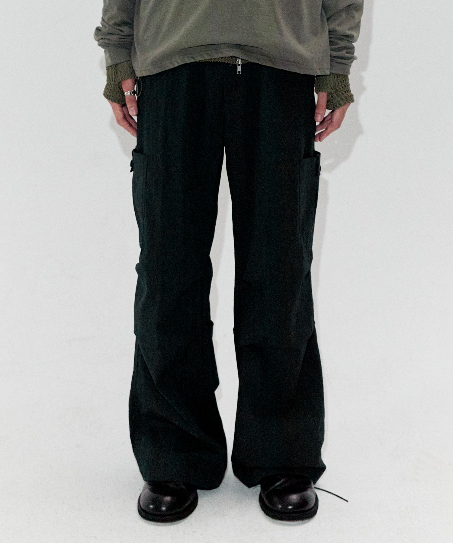 MUSINSA | PARAKEET Washed Double Pocket Cargo Pants (Dark Navy)