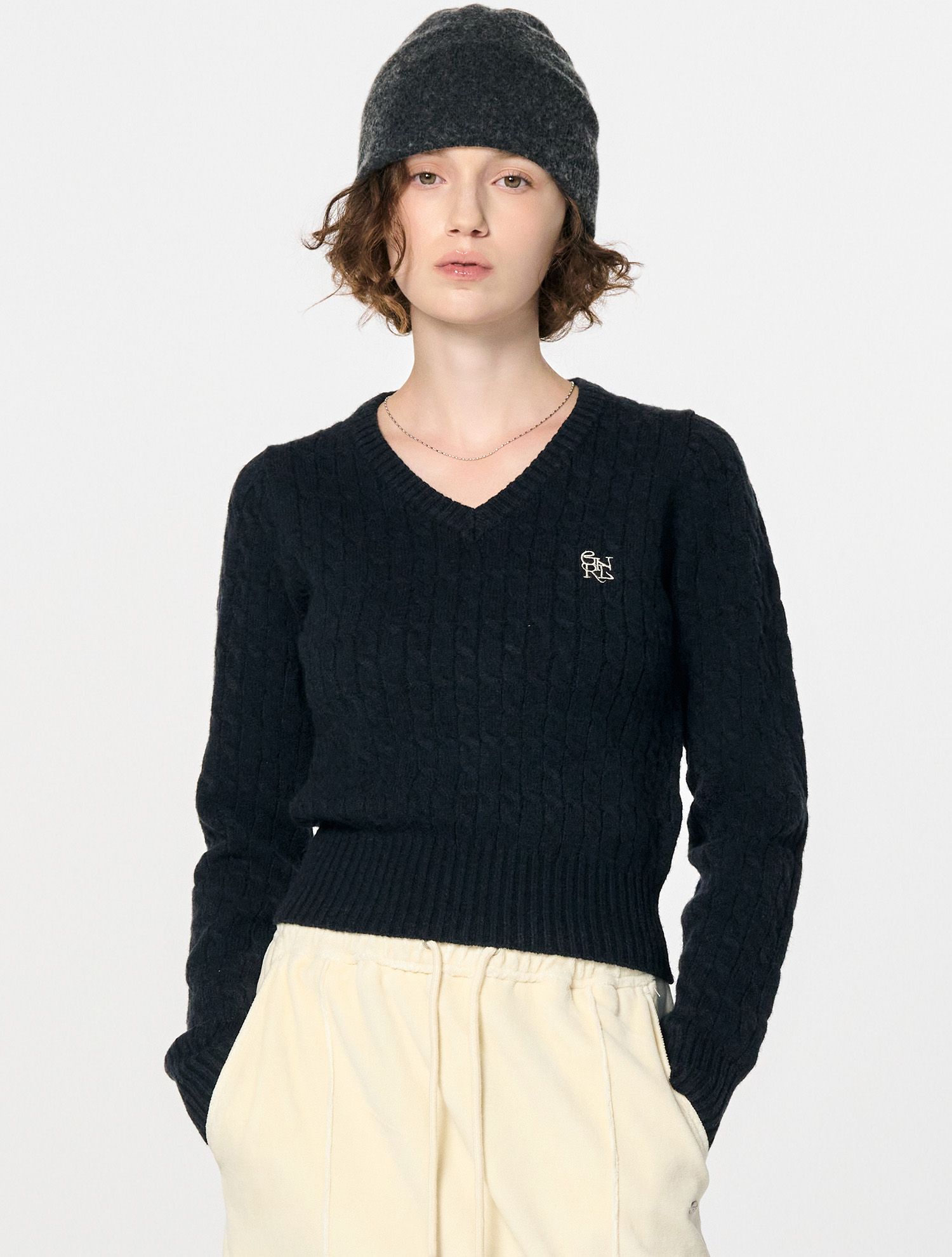 MUSINSA | GENERAL IDEA GNRL Wool V-neck Cable Pullover [DEEP NAVY] / WBD4L05590